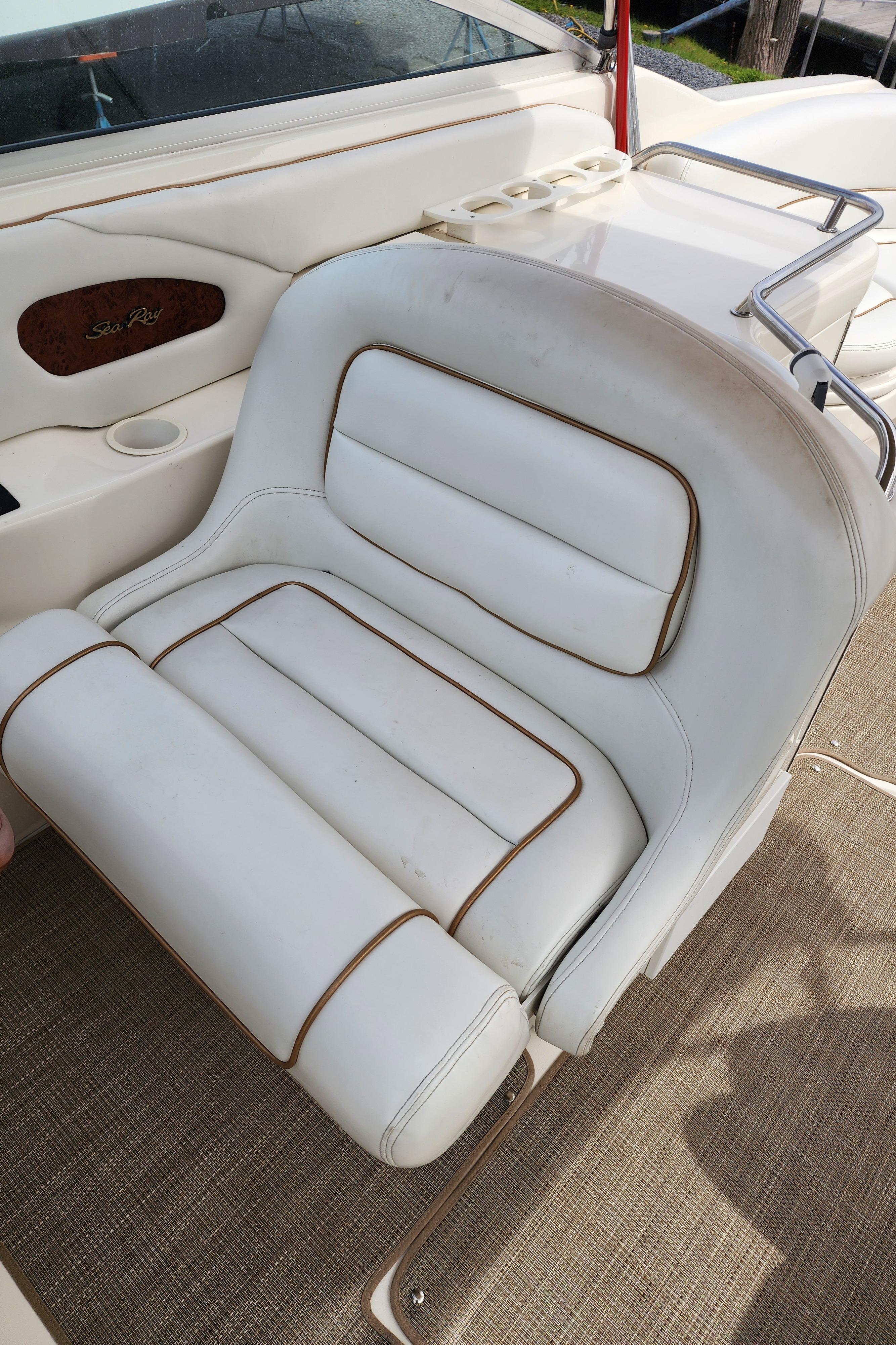 1997 Sea Ray 280 Bow Rider Bowrider Boote Kaufen - YachtWorld