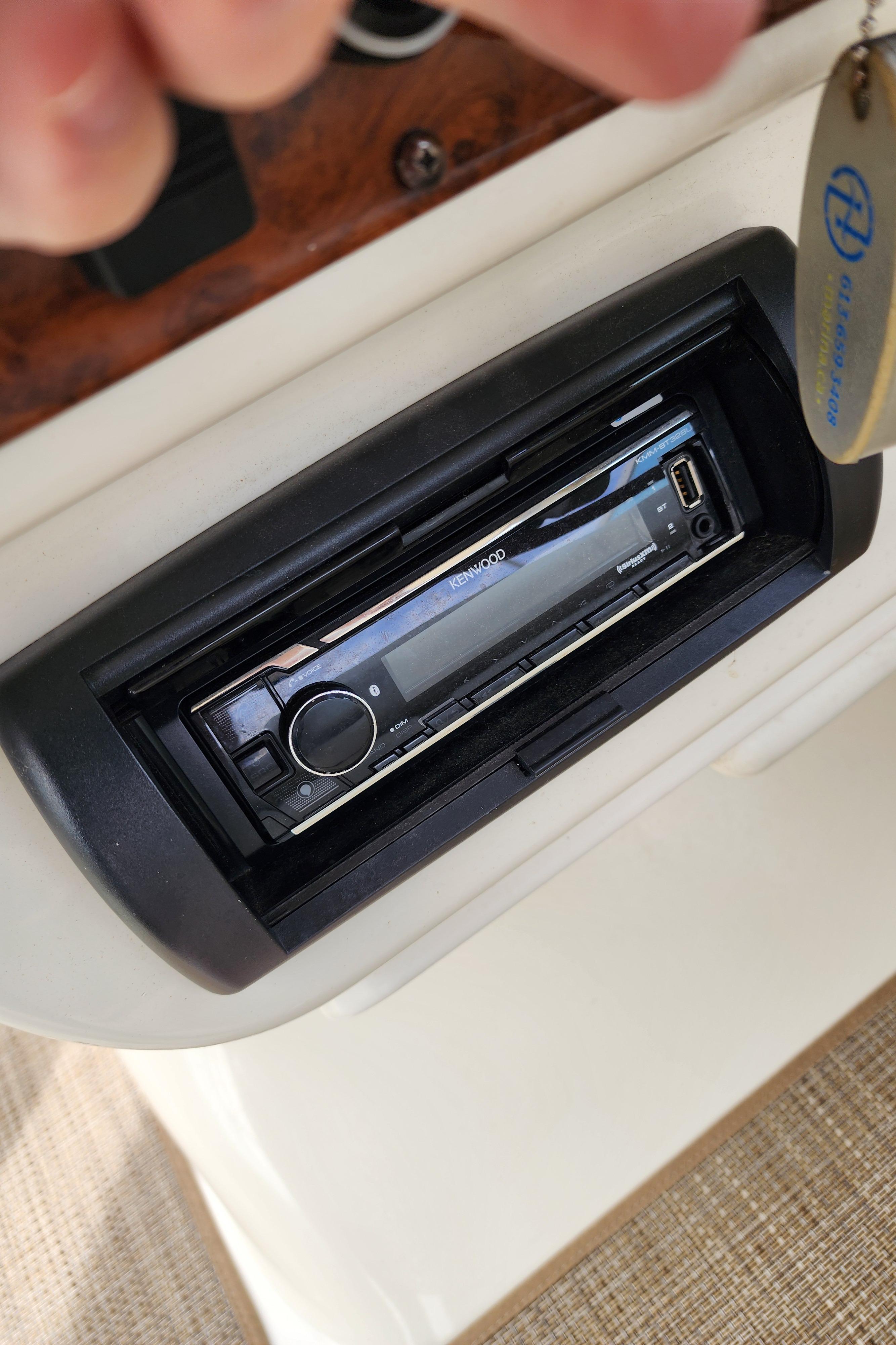 1997 Sea Ray 280 Bow Rider Bowrider for sale - YachtWorld