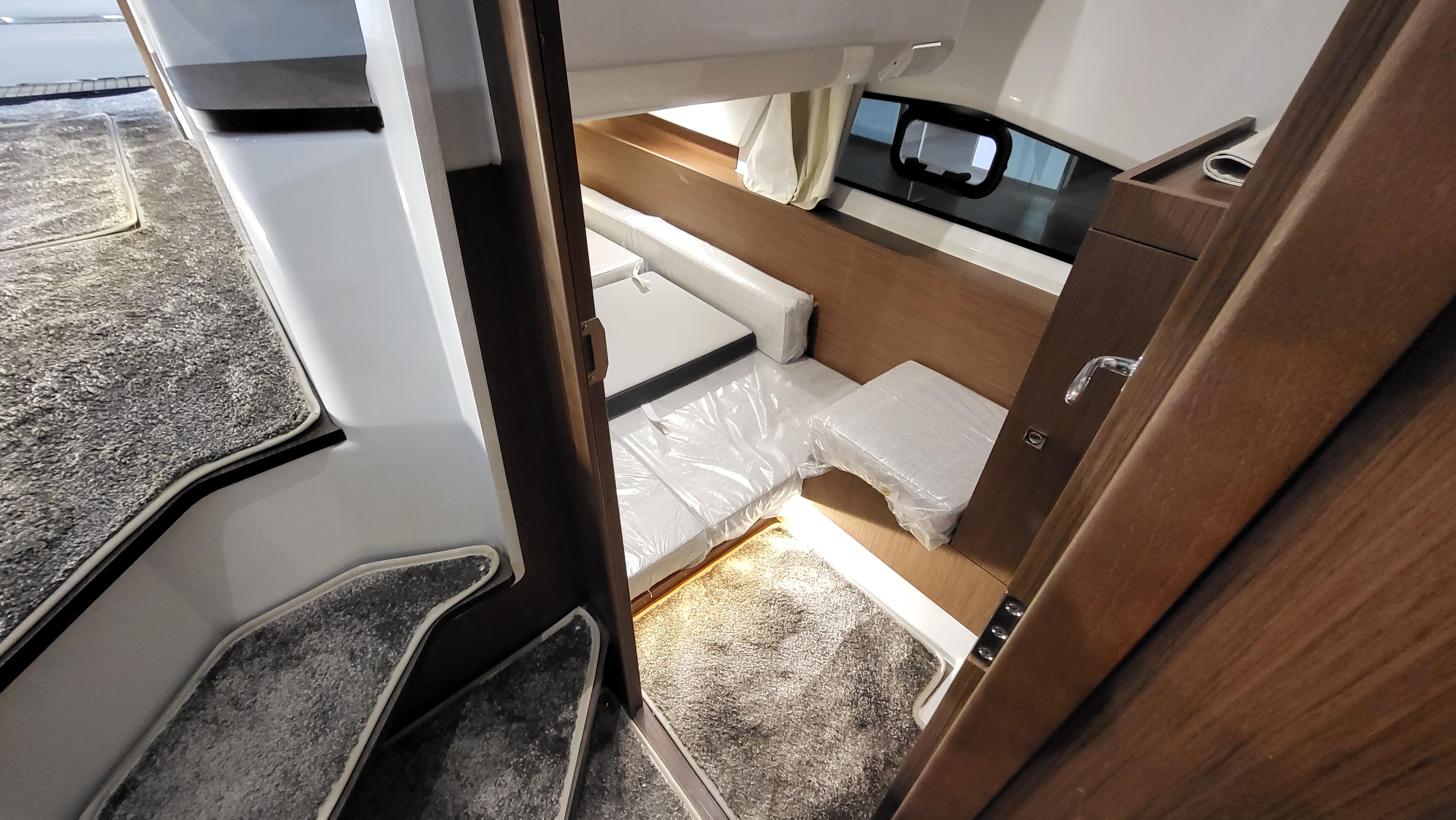 2023 Jeanneau Merry Fisher 1095 FLY Flybridge for sale - YachtWorld