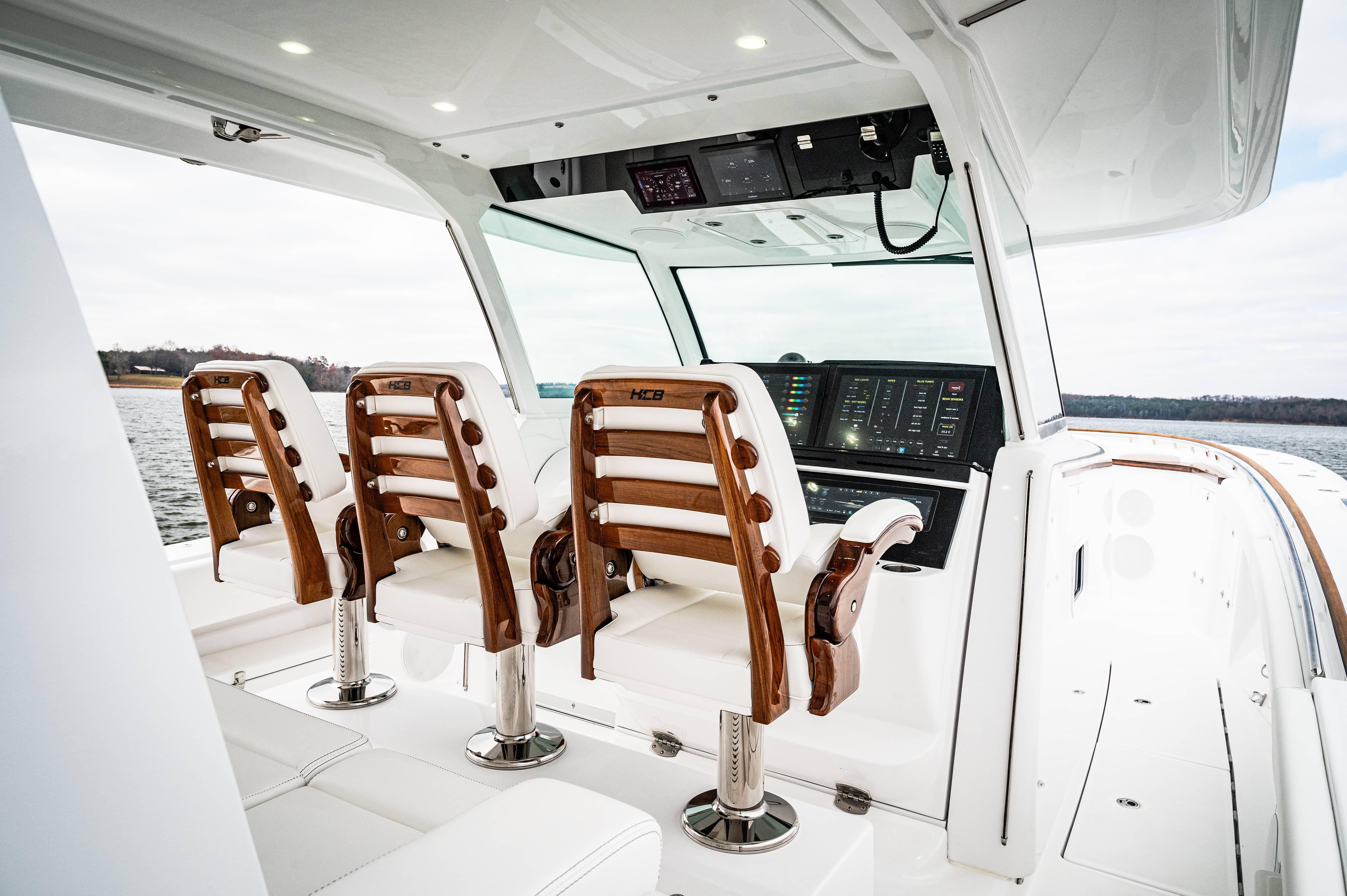 2025 HCB 48 CAMPEON Center Console for sale - YachtWorld
