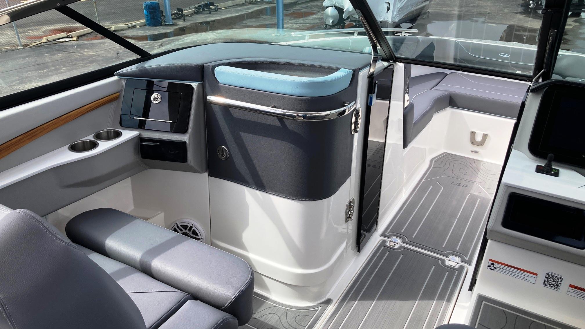 2024 Regal LS9 Ski and Wakeboard for sale - YachtWorld