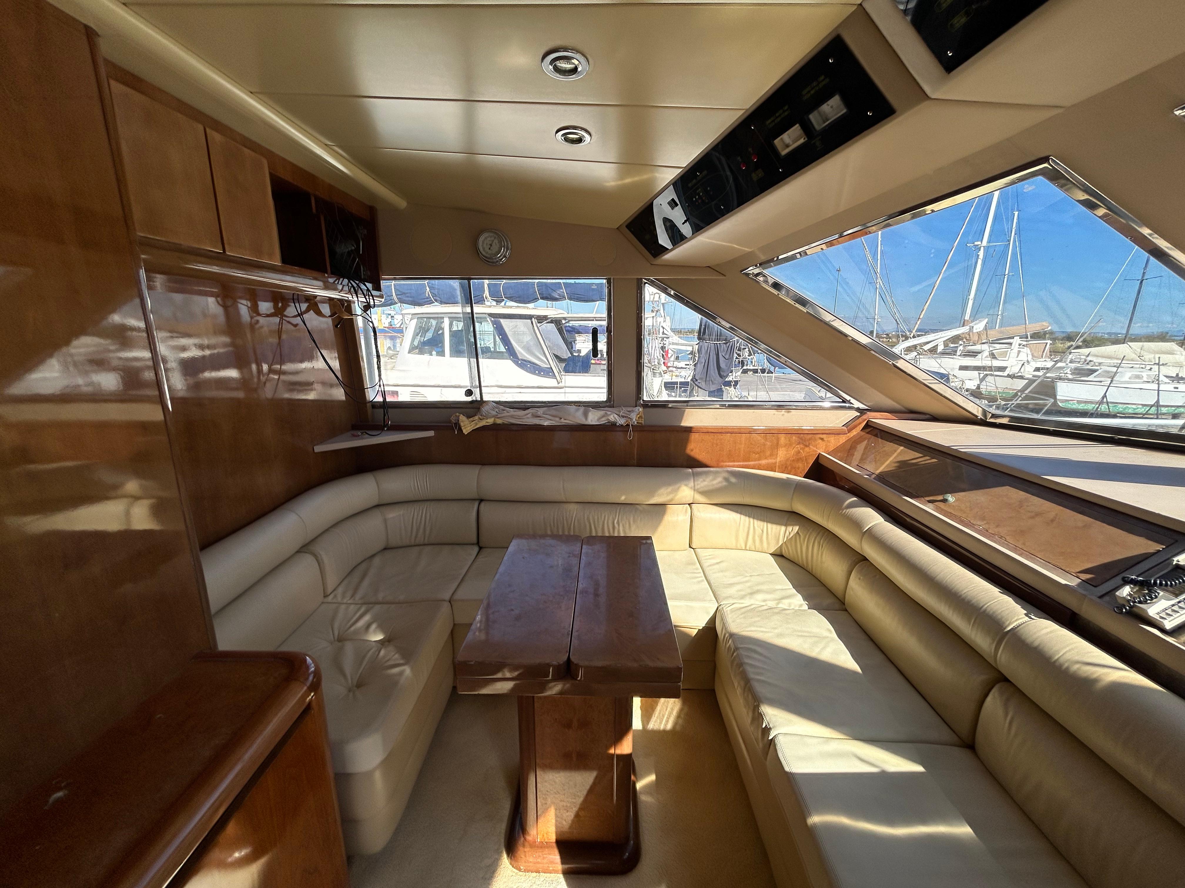 1989 Italversil Falcon 76 Flybridge for sale - YachtWorld