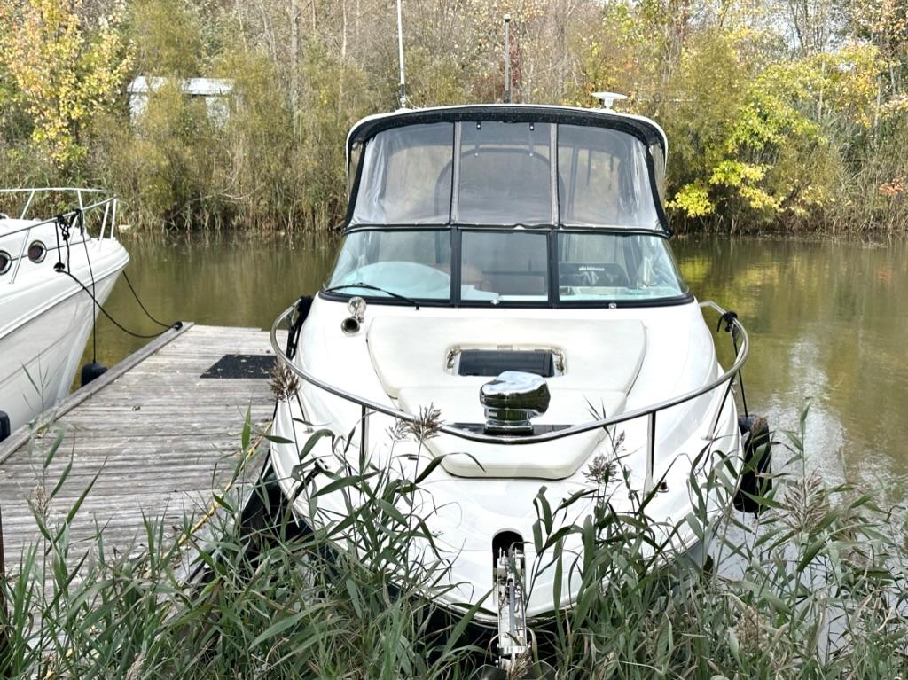 2019 Rinker 270 EX Express Cruiser for sale - YachtWorld