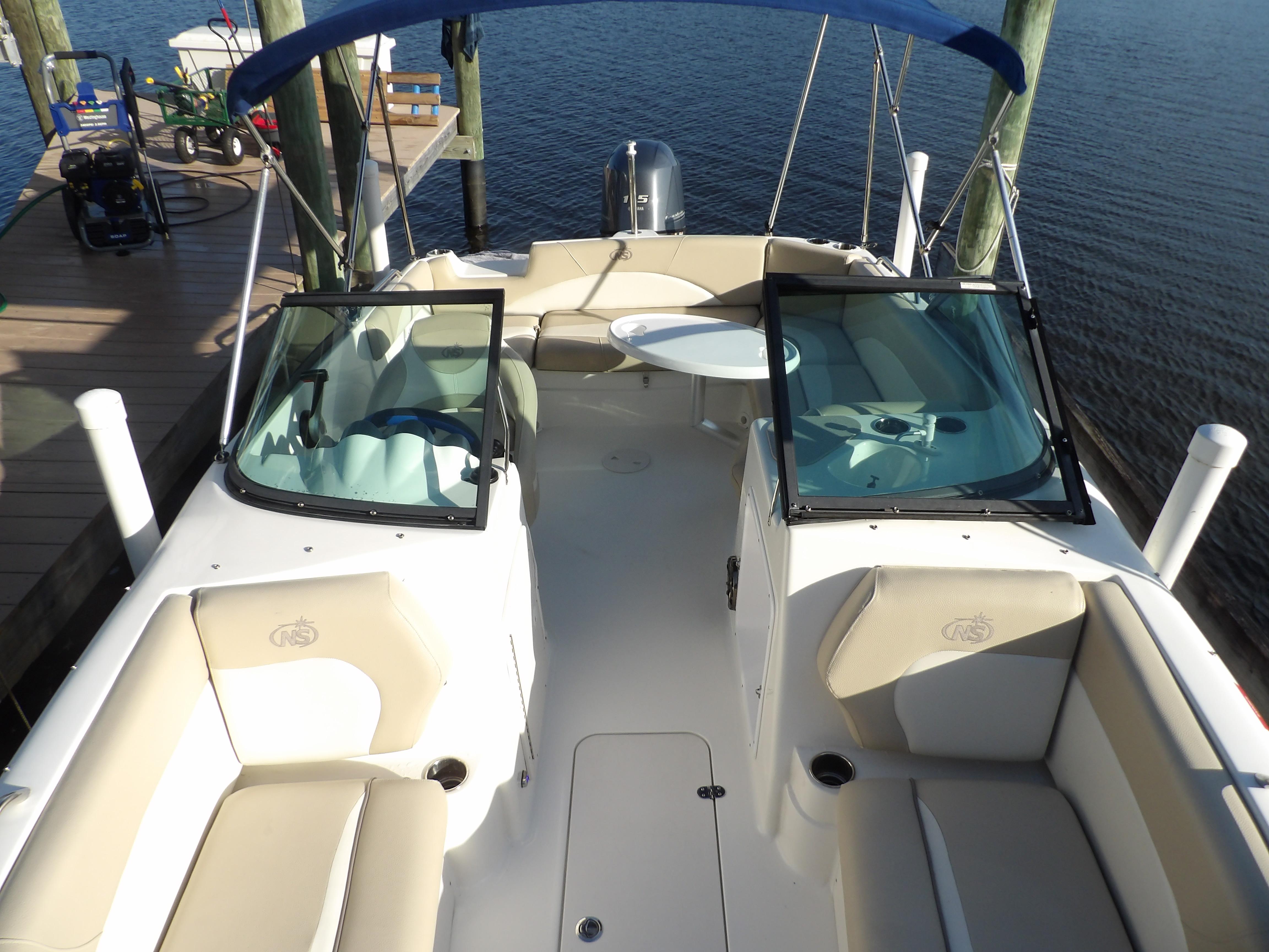 2018 NauticStar 203DC Sport Deck Deck for sale - YachtWorld