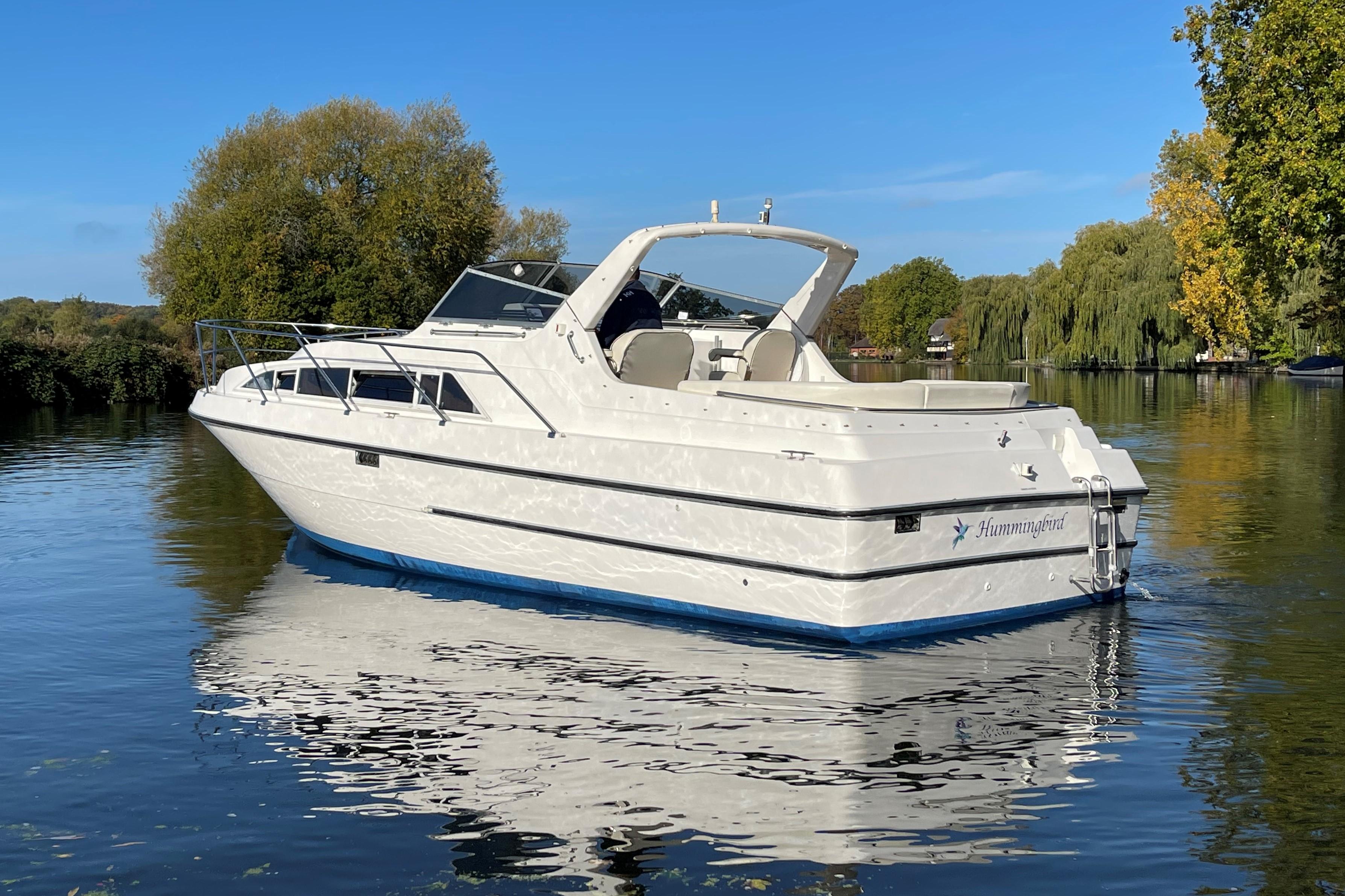 2000 Sheerline 950 Tri Cabin Cruisere til salgs- YachtWorld