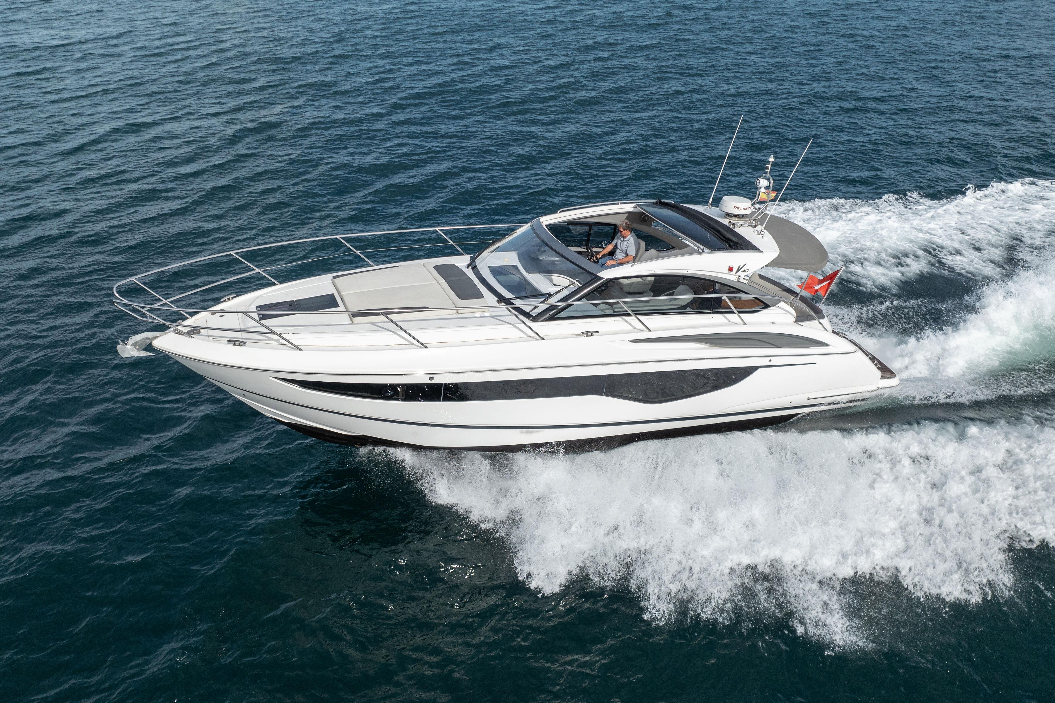 Occasion 2020 Princess Yachts V40 | Annonces du Bateau