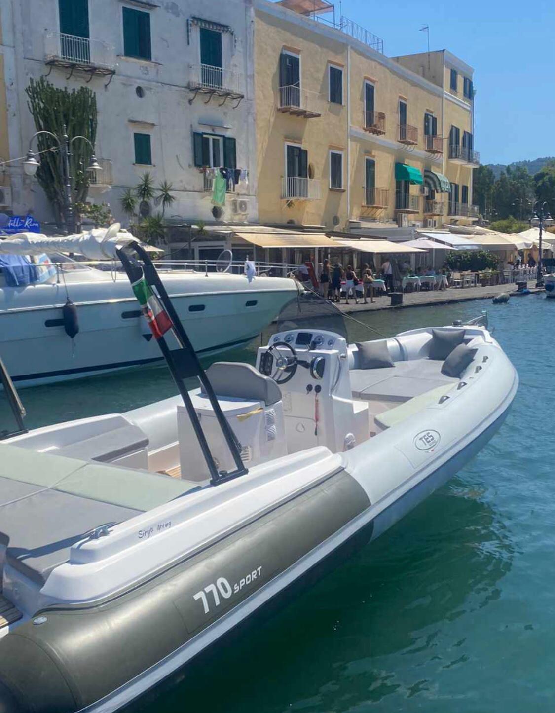 Used Custom Tes Marine RIB770 SPORT in Napoli - iNautia
