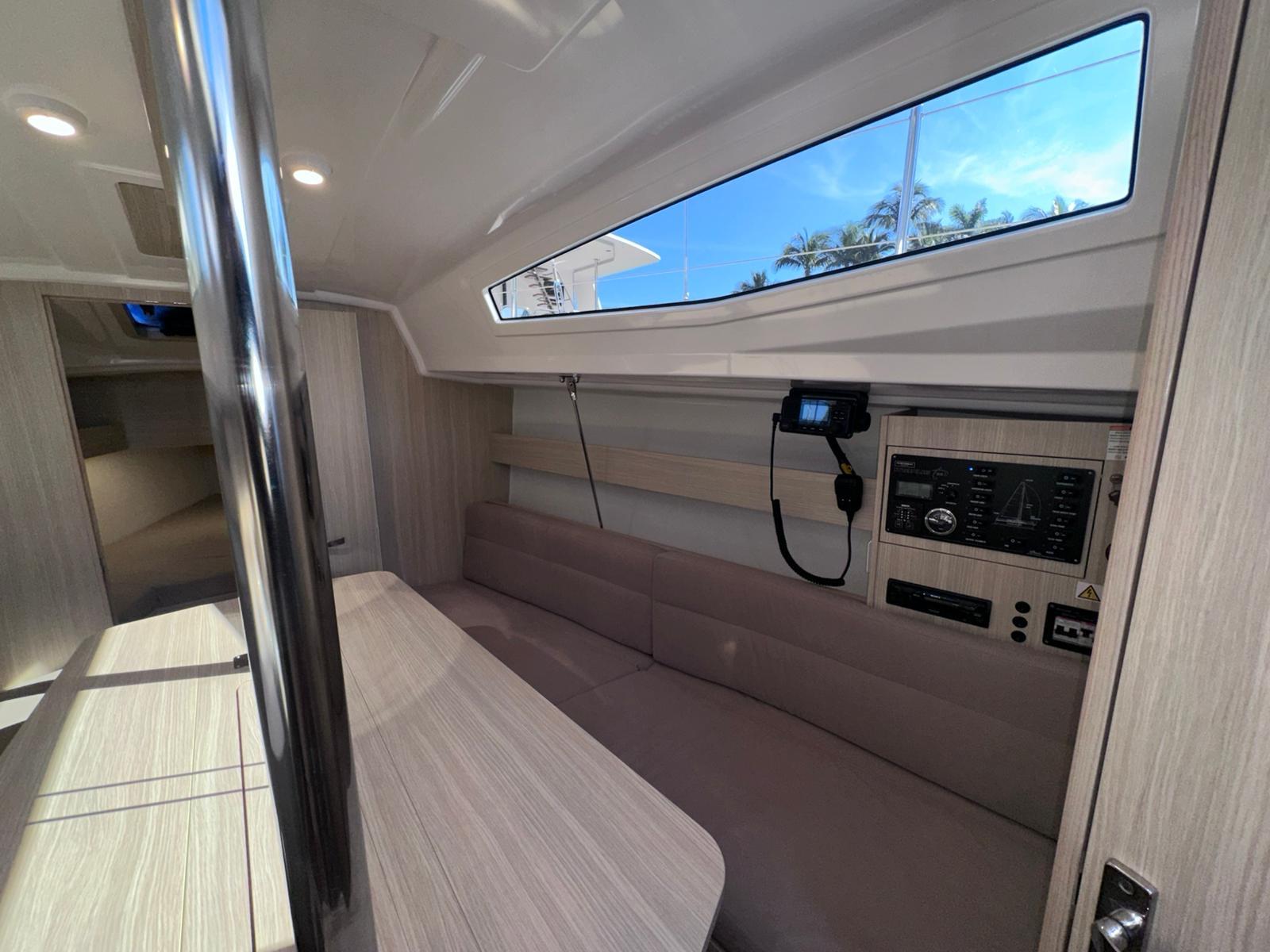 2025 Maxus 26 Barcos deck saloon en venta - YachtWorld