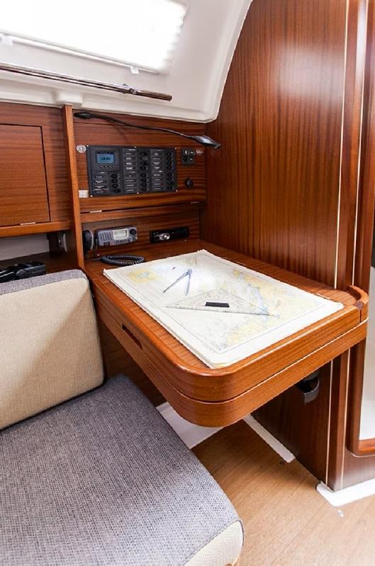 2012 Delphia 31 Sloop for sale - YachtWorld