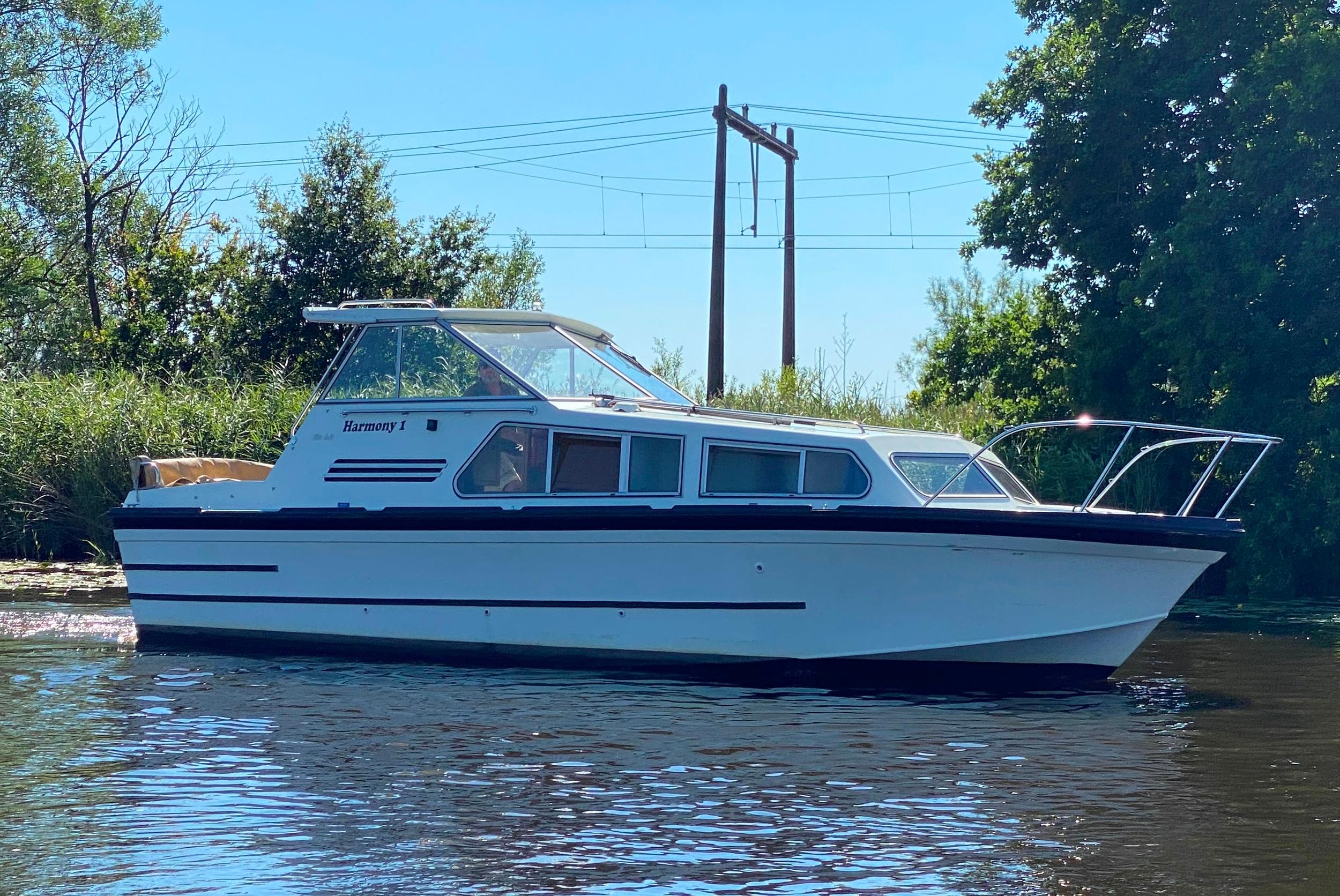 Freeman 27 OK Harmony 3 | 1990 | 8m | Boatshop24