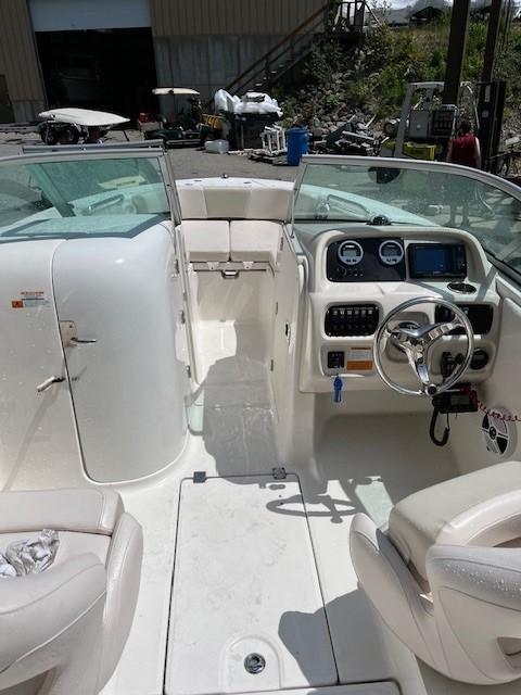 2017 Robalo R207 Dual Console Dual Console for sale - YachtWorld