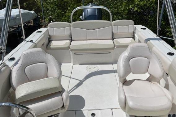 2017 Robalo R207 Dual Console Dual Console for sale - YachtWorld