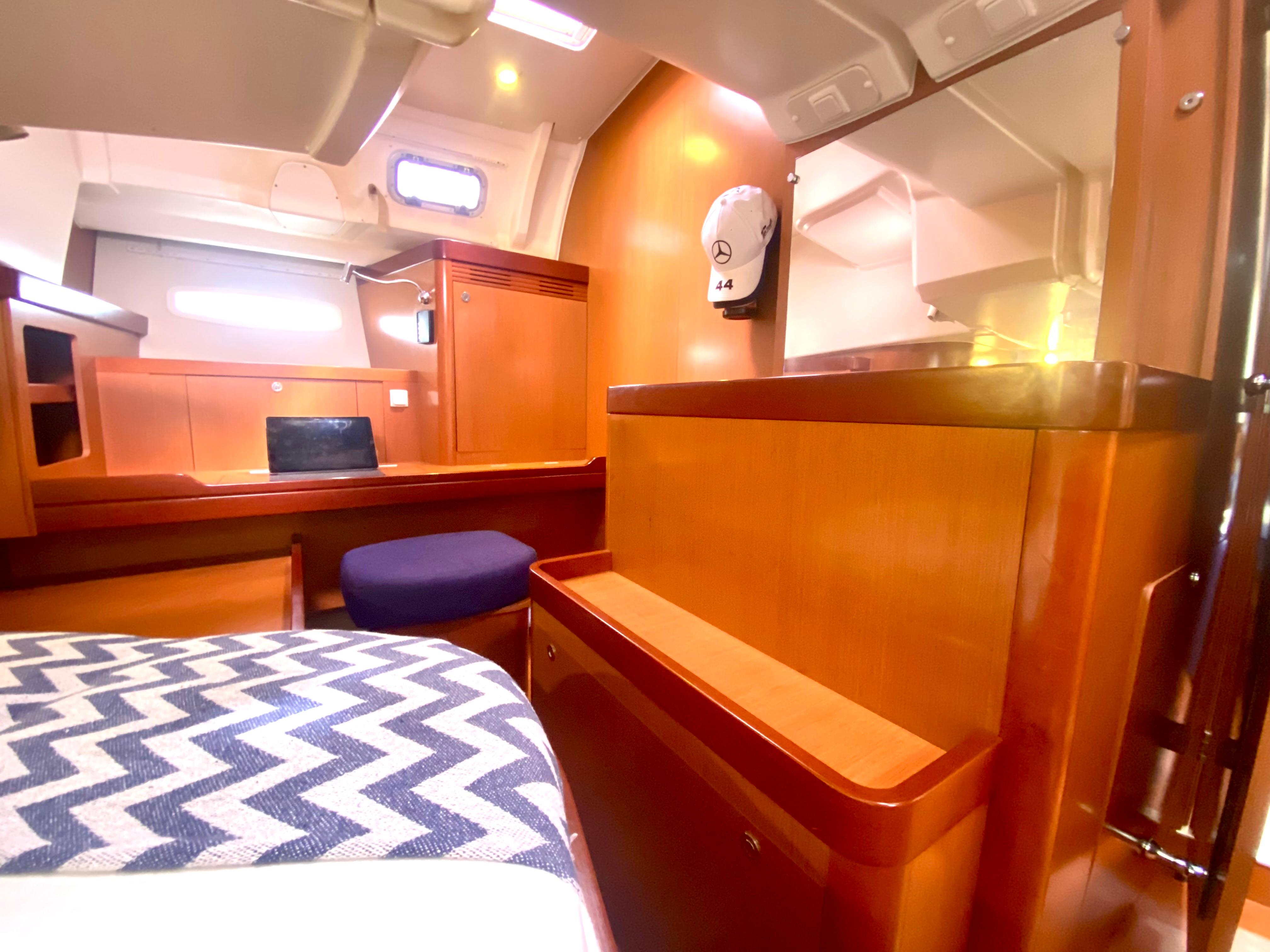 2012 Beneteau Oceanis 50 Sloop for sale - YachtWorld