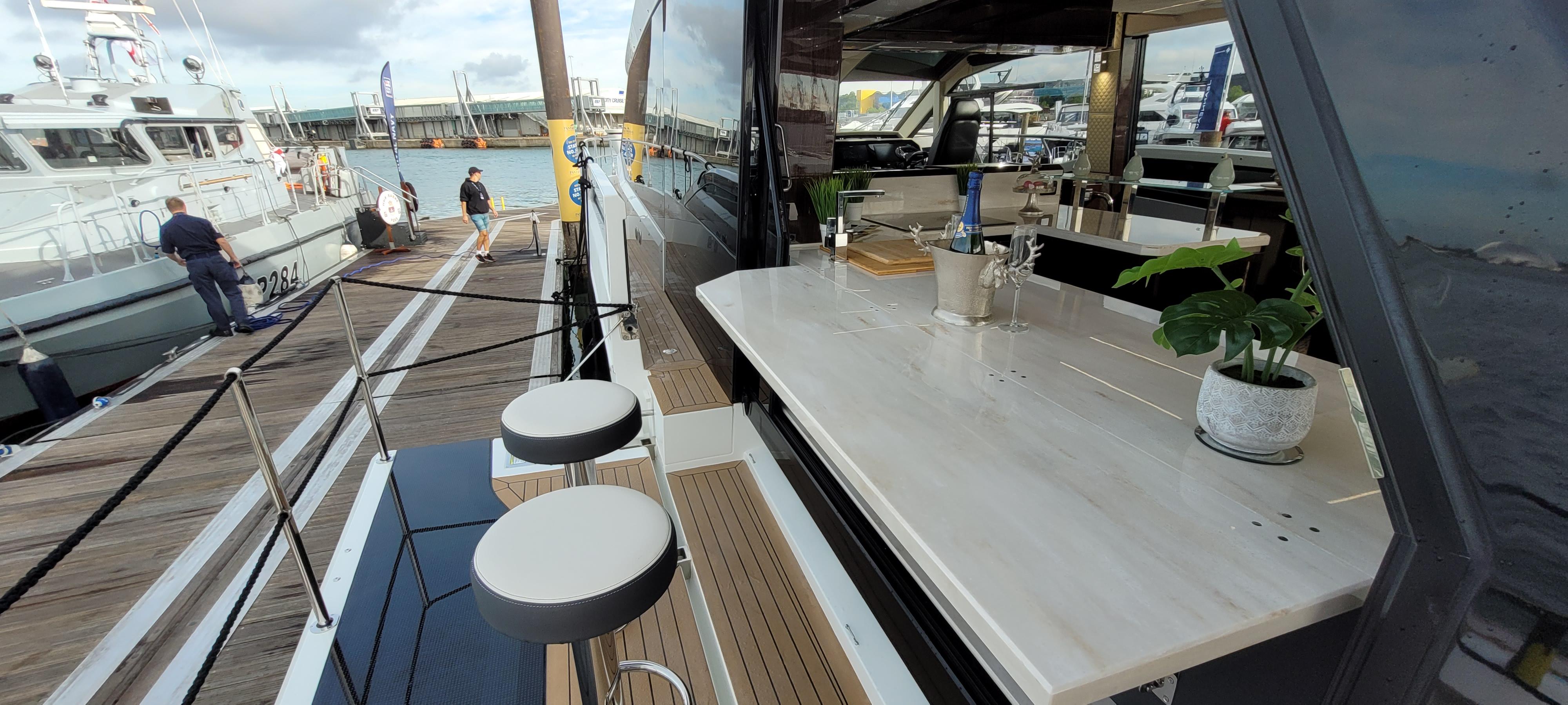 2021 Galeon 640 Fly Flybridge for sale - YachtWorld