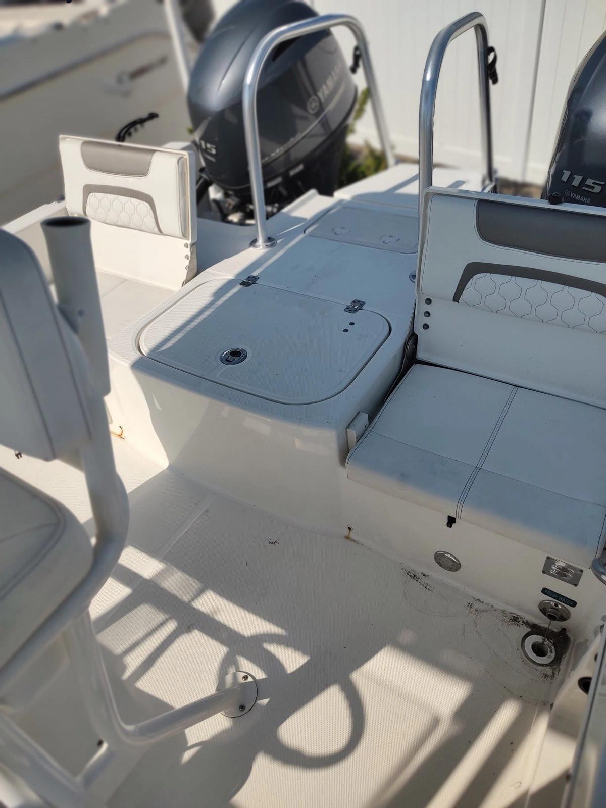 2020 World Cat 230 CC Center Console for sale - YachtWorld