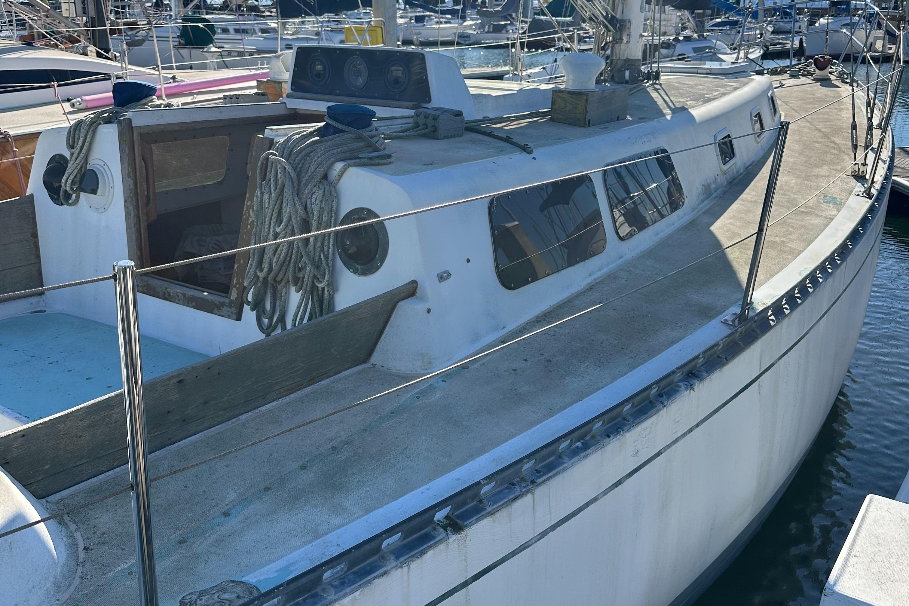 1966 CAL 40 Racer/Cruiser for sale - YachtWorld