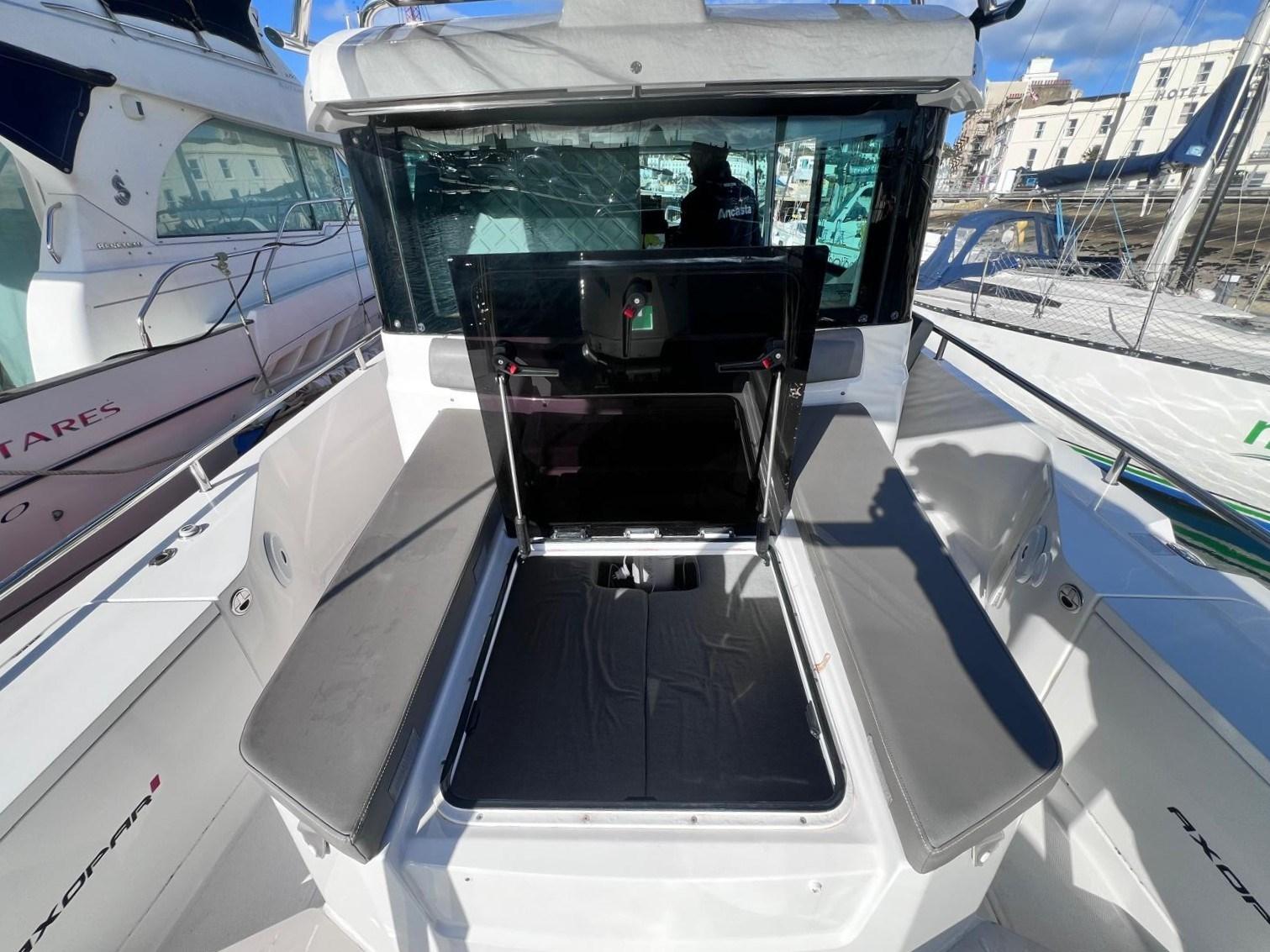 2018 Axopar 28 CABIN Cruiser for sale - YachtWorld