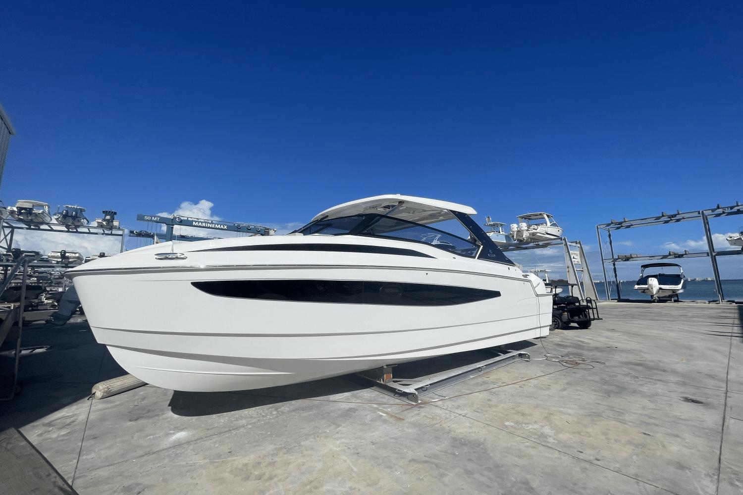 2024 Aquila 32 Sport Power Catamaran for sale - YachtWorld