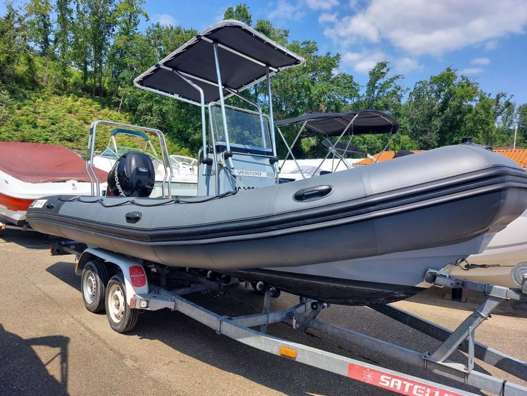 Used 2021 Valiant Valiant 620 DR - 40 - Landes | TopBoats