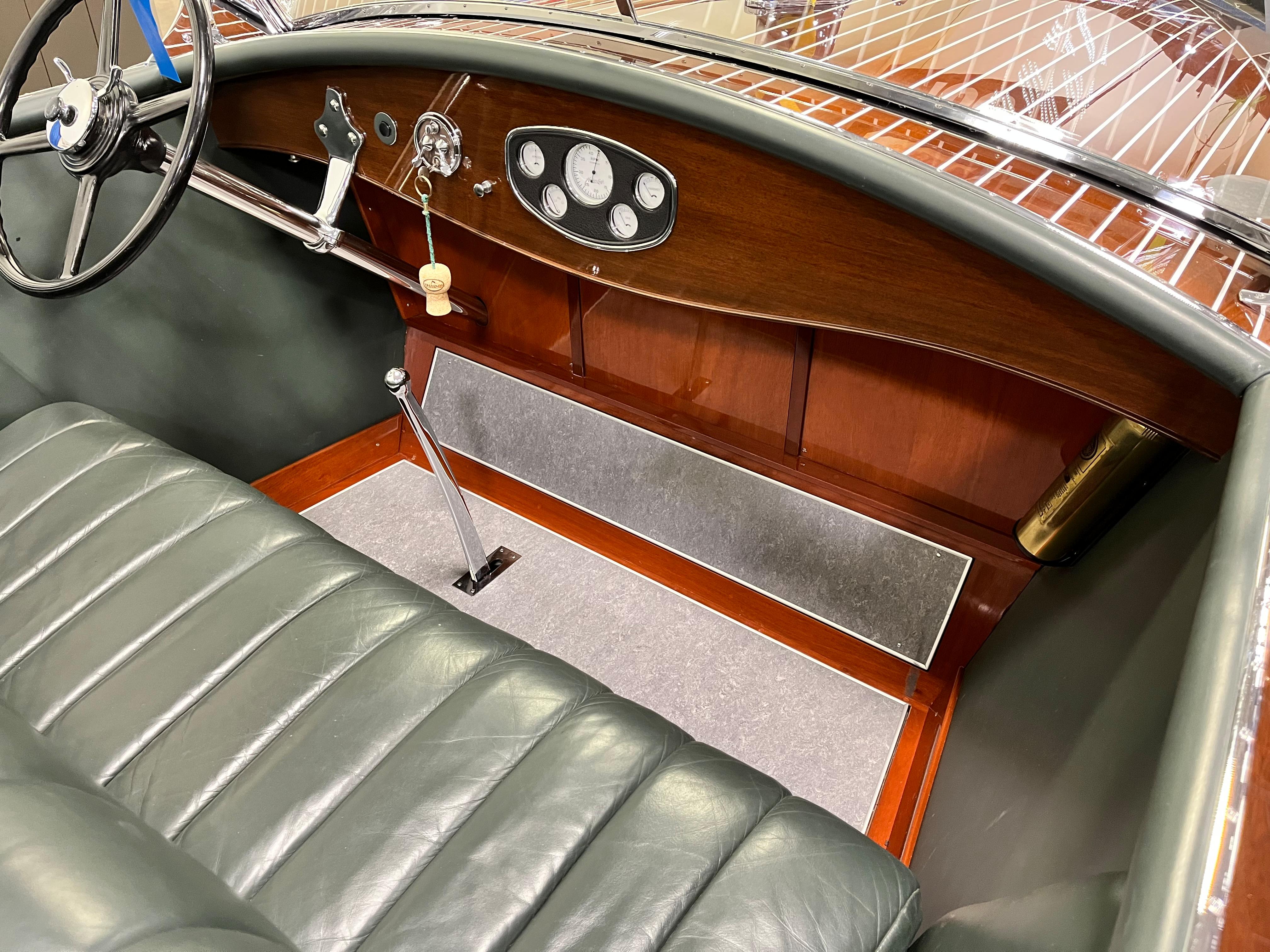 1932 Hacker-Craft Triple cockpit Antique and Classic for sale - YachtWorld