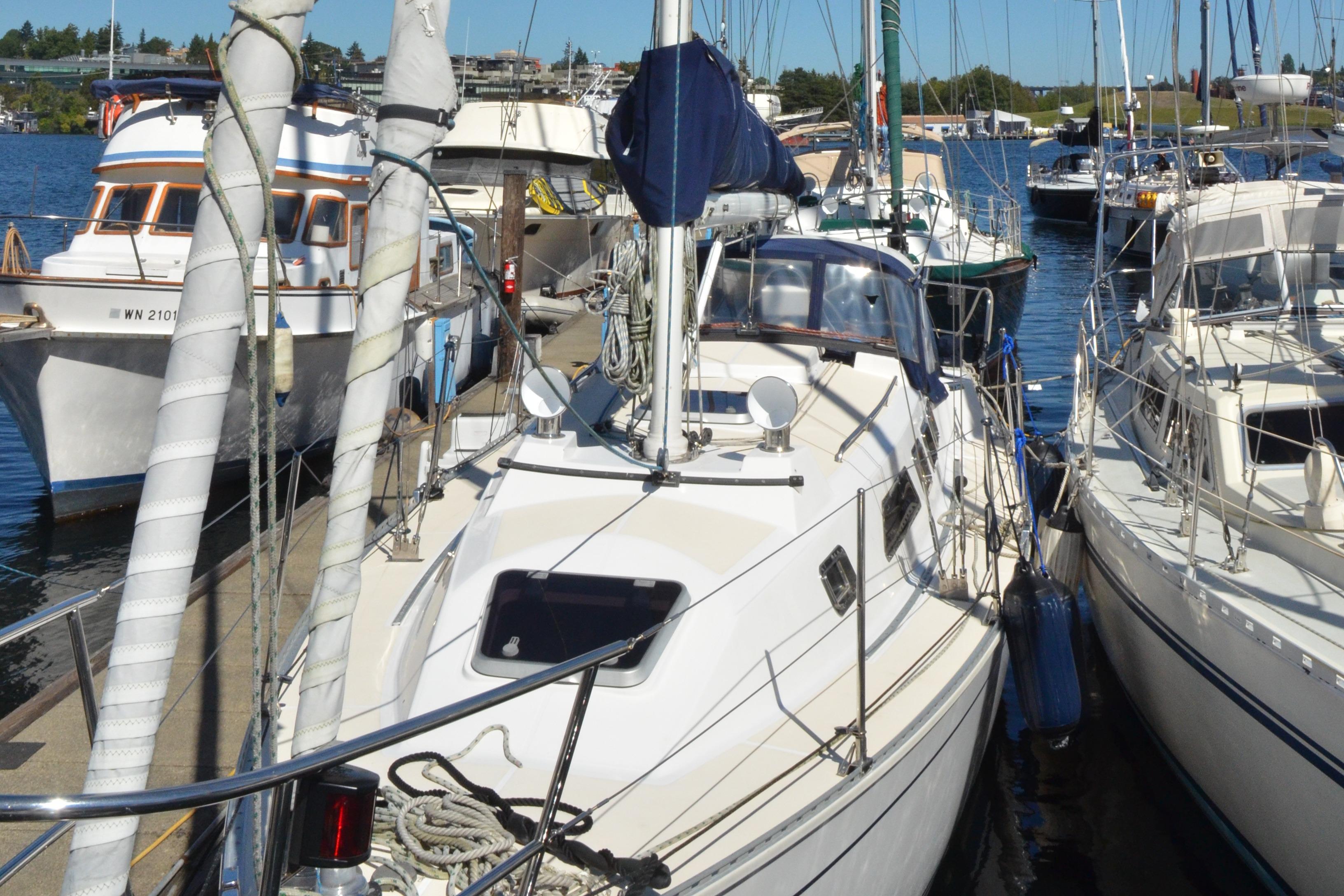 2002 Saga 35 Cruiser for sale - YachtWorld