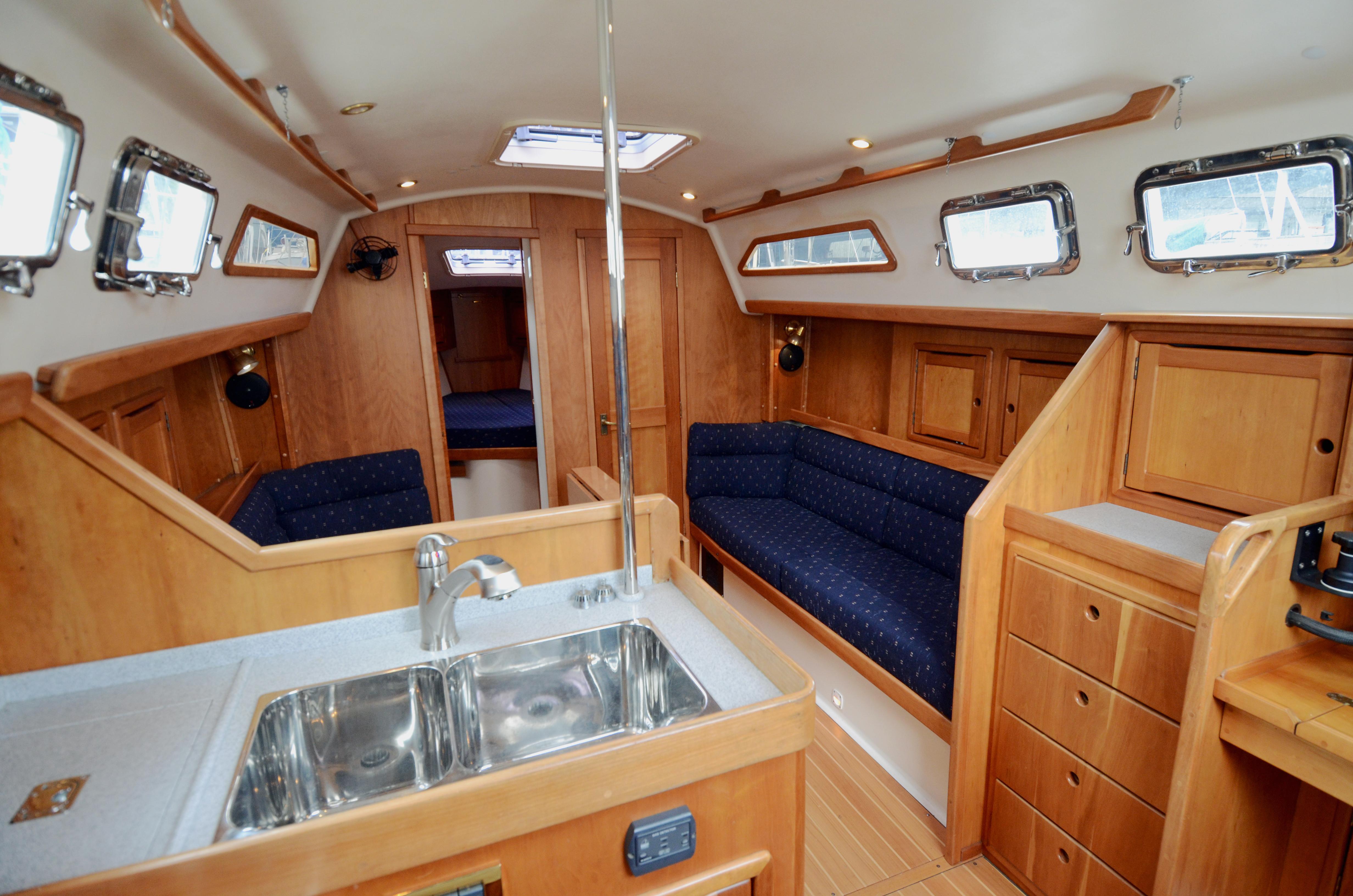 2002 Saga 35 Cruiser for sale - YachtWorld