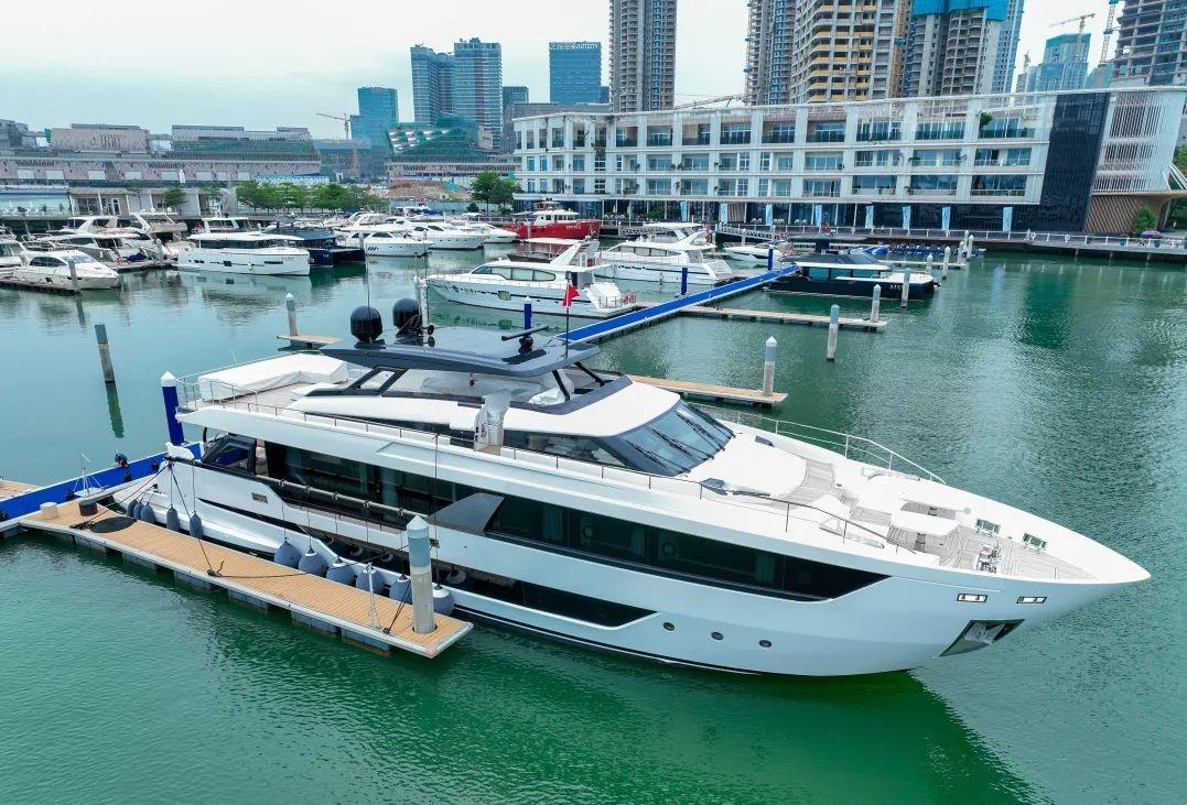 Used Ferretti Yachts 1000 - iNautia