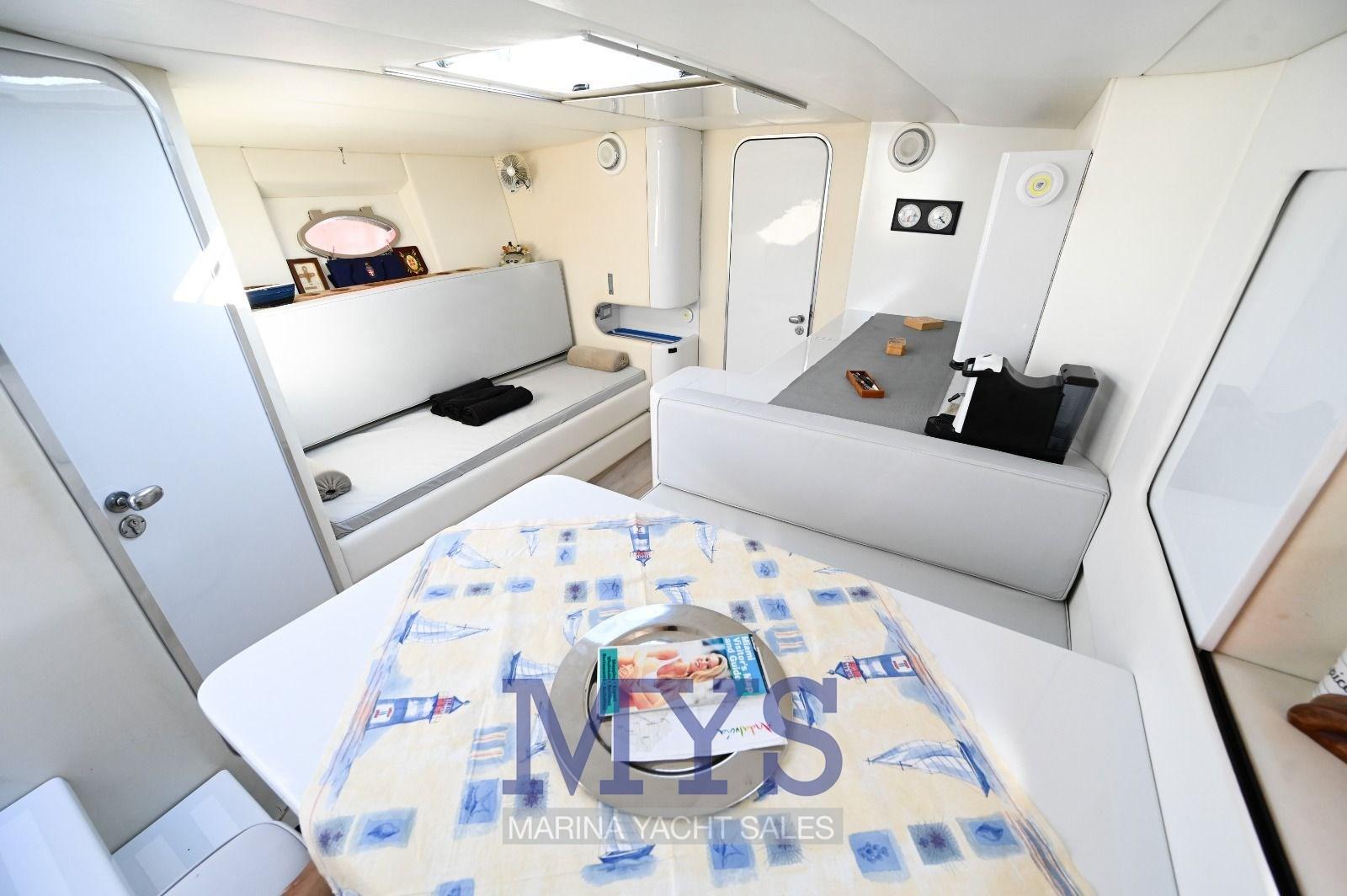 1984 Itama 38 Express Cruiser for sale - YachtWorld