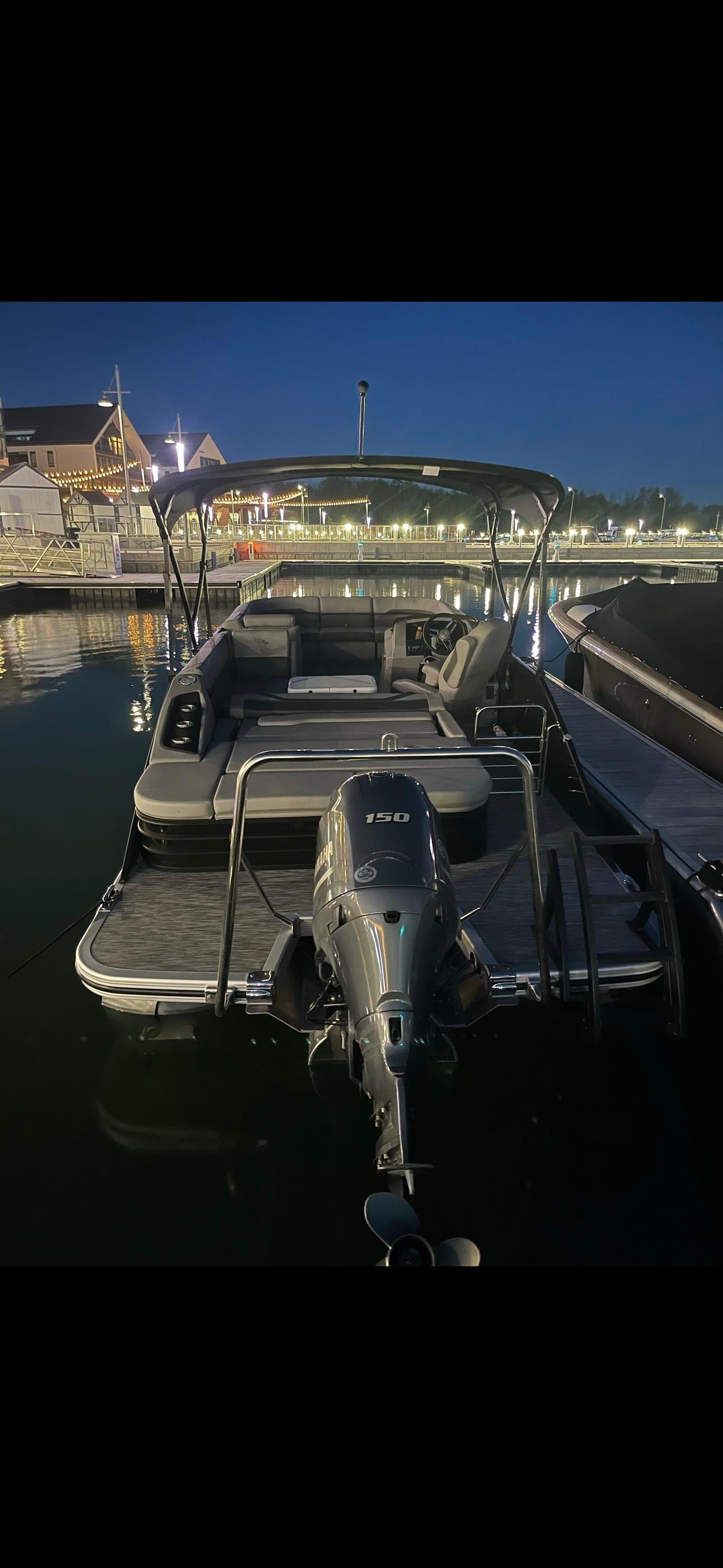 2021 Bennington 23 SSBX SWINGBACK Pontoon for sale - YachtWorld