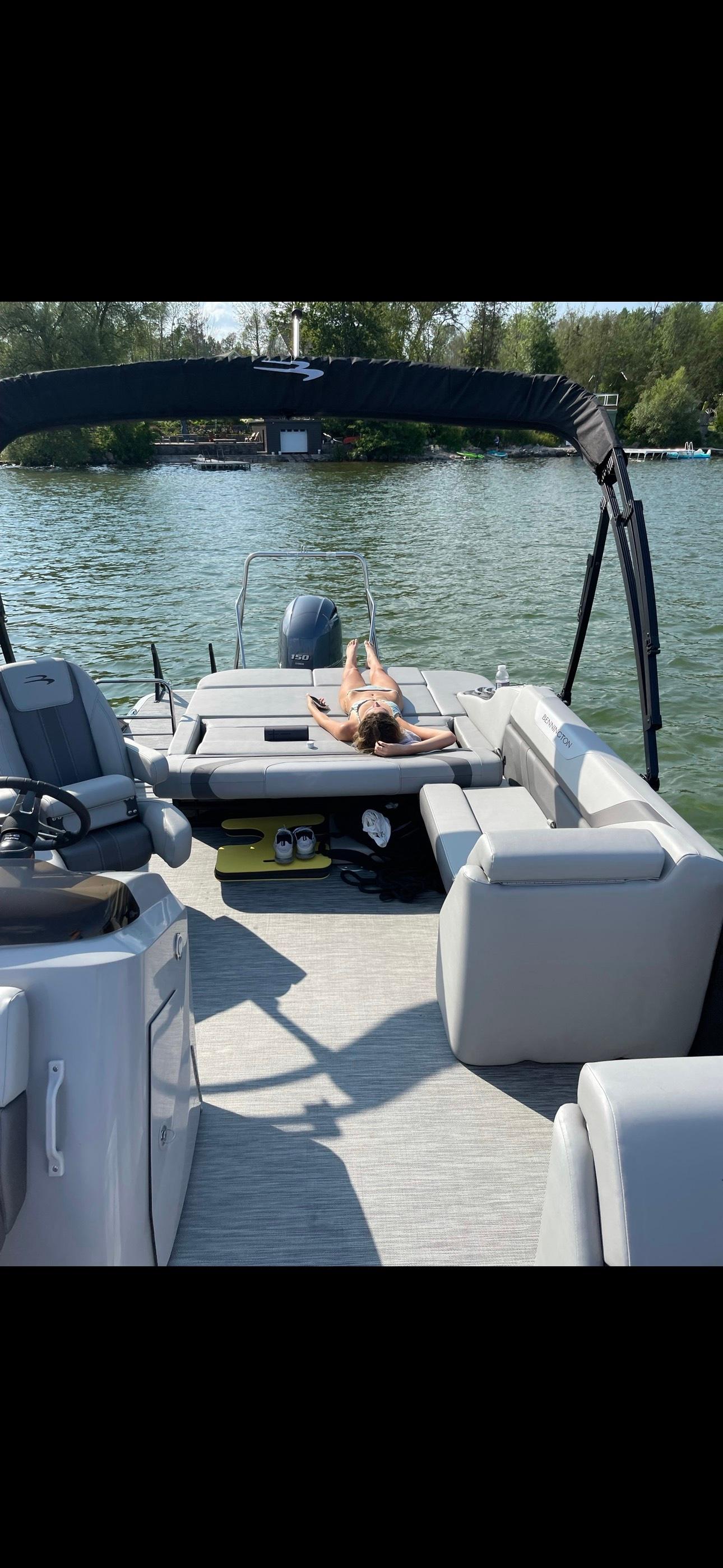 2021 Bennington 23 SSBX SWINGBACK Pontoon for sale - YachtWorld