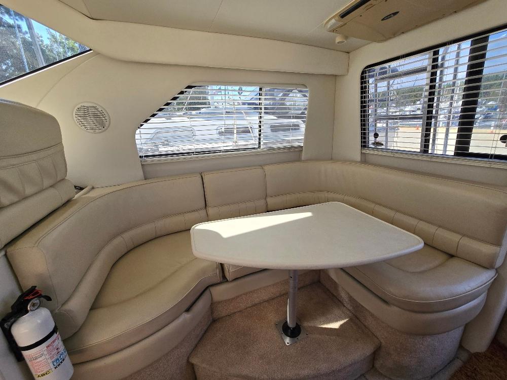 2001 Bayliner 3258 CIERA COMMAND BRIDGE Convertible for sale - YachtWorld