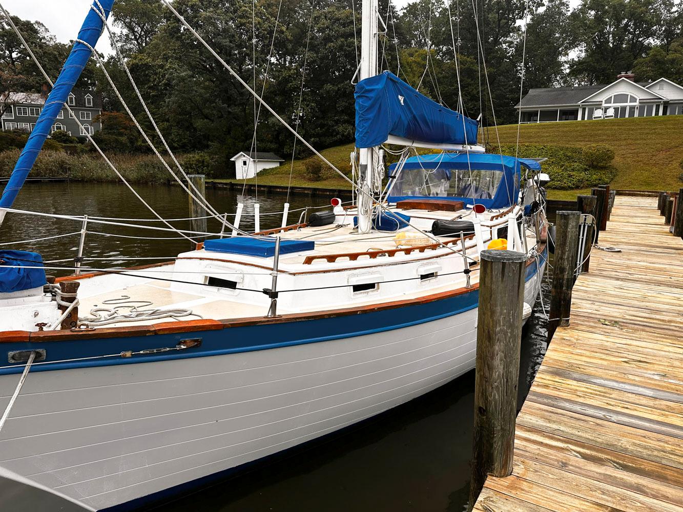 1976 Downeast 38 Cruiser for sale - YachtWorld