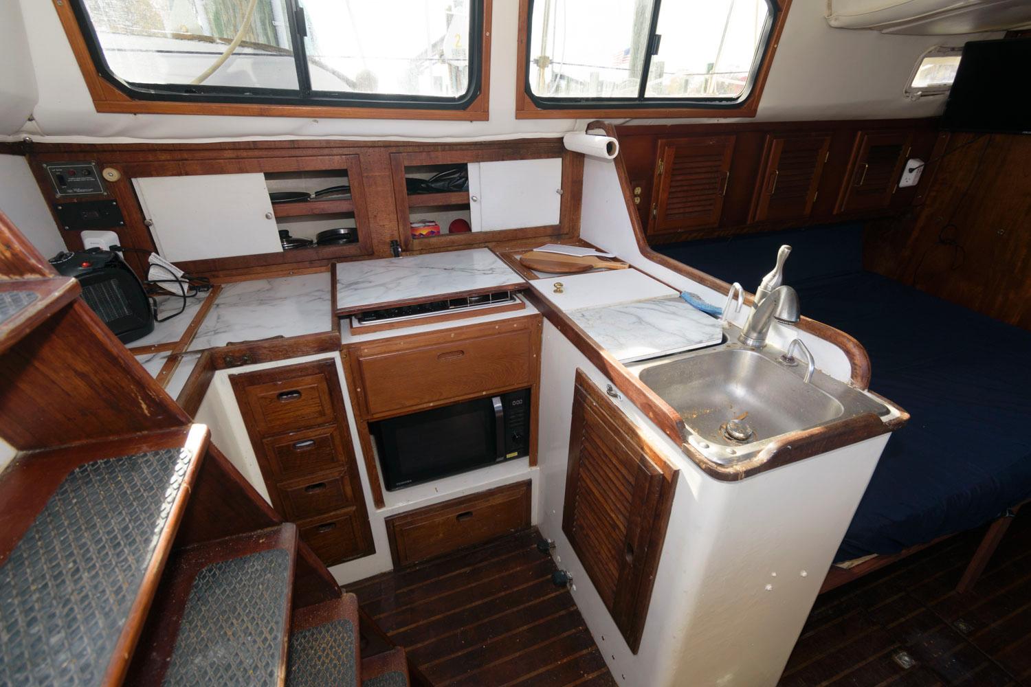 1976 Downeast 38 Cruiser for sale - YachtWorld