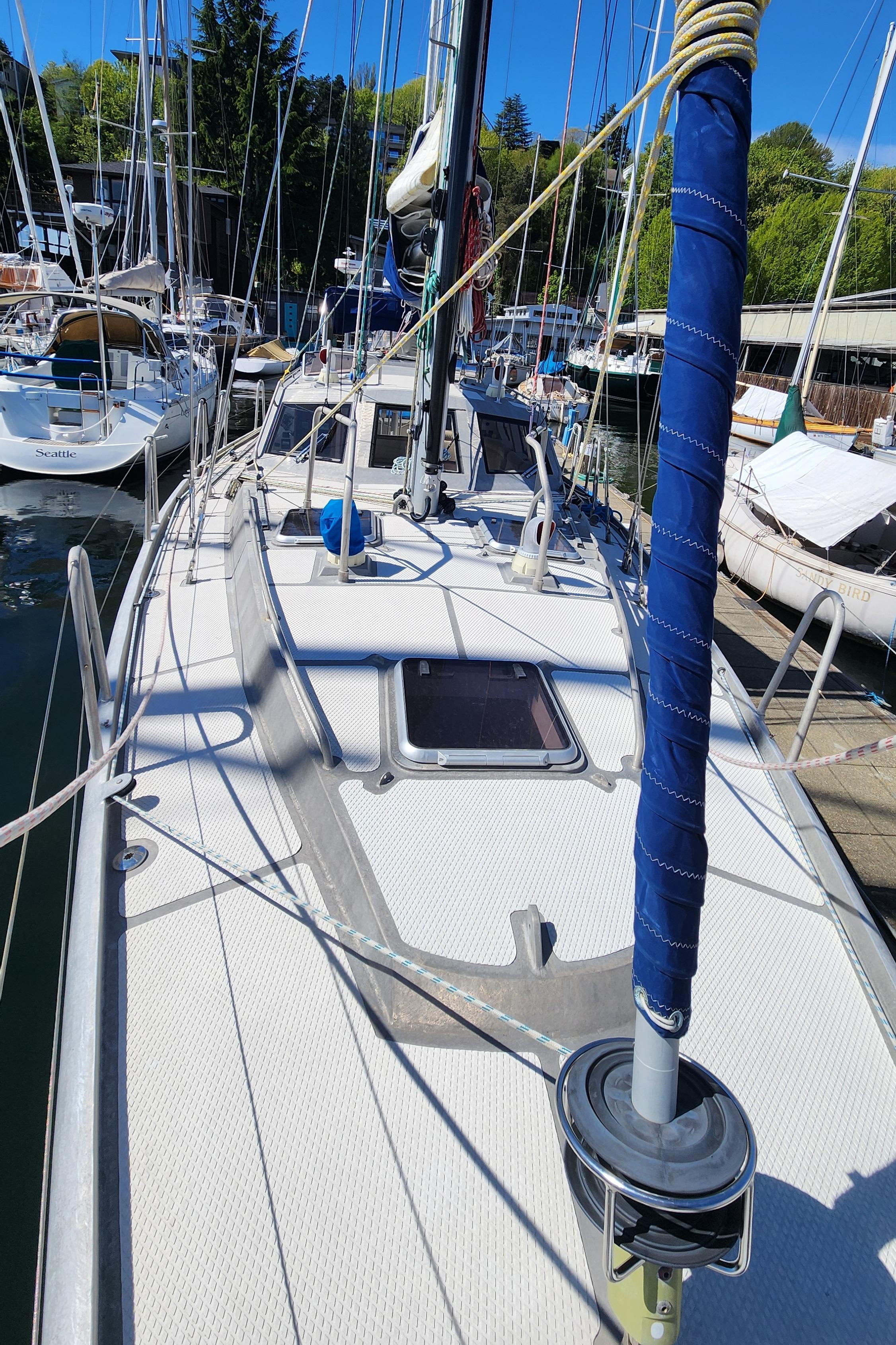 2004 Dudley Dix Jacobs Bros 43 Pilot Pilothouse for sale - YachtWorld