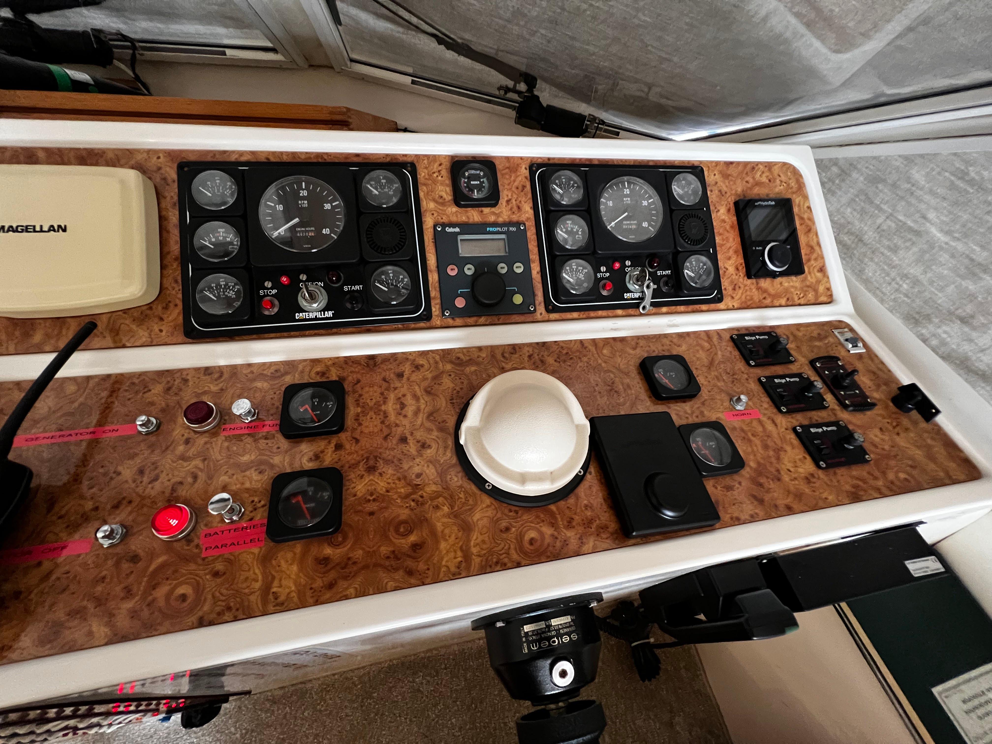 1996 Colvic Sunquest 44 Flybridge for sale - YachtWorld