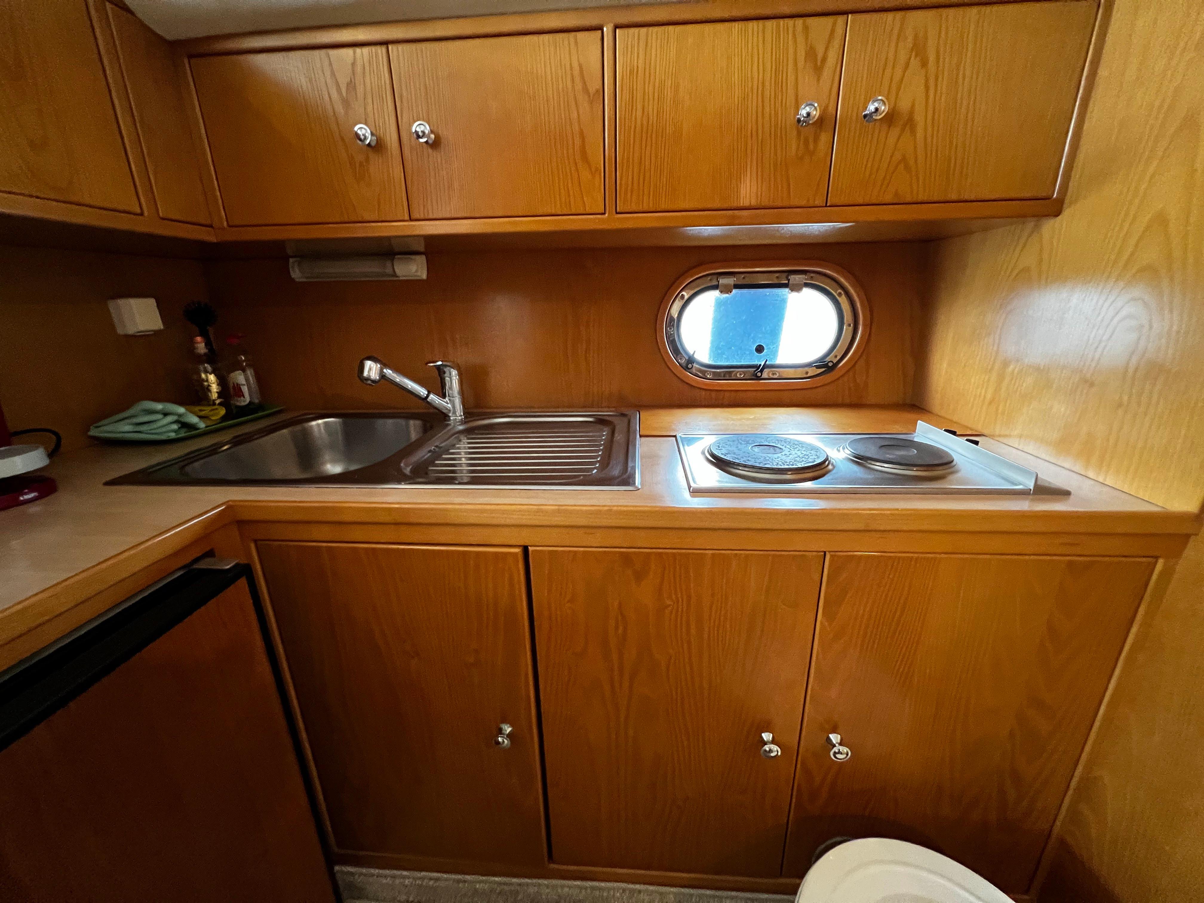 1996 Colvic Sunquest 44 Flybridge for sale - YachtWorld