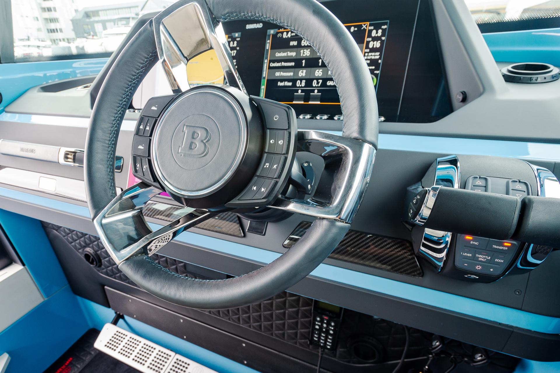 2022 BRABUS Shadow 500 Cabin Center Console Boote Kaufen - YachtWorld