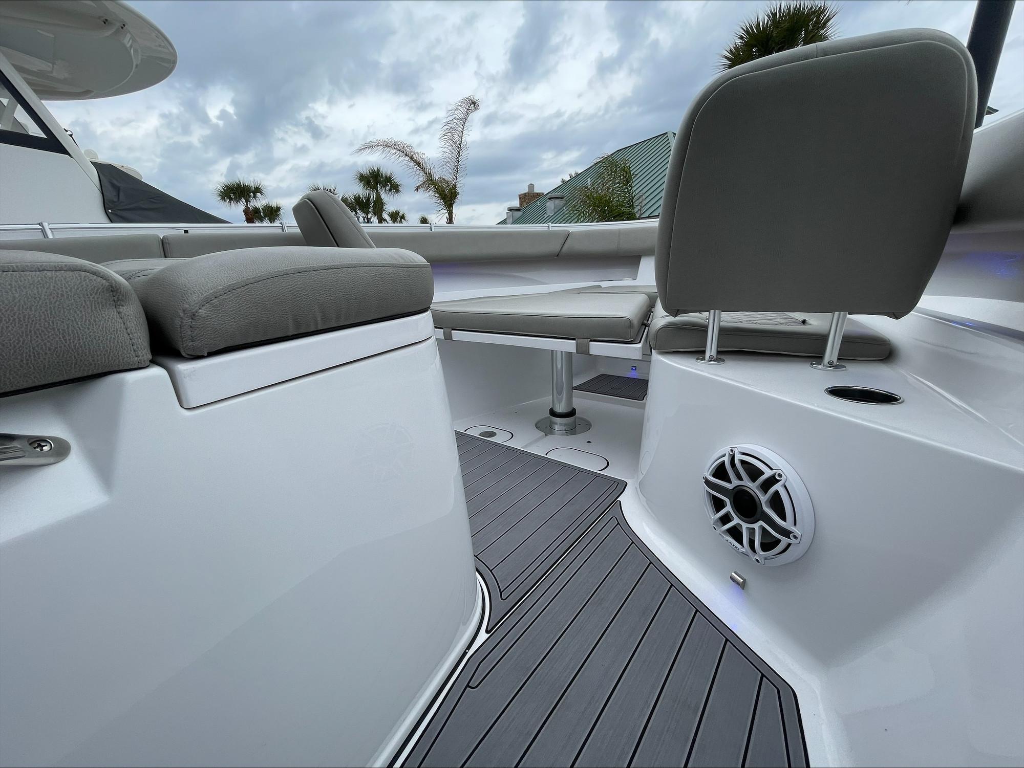 2022 Sportsman Open 322 Centre Console for sale - YachtWorld