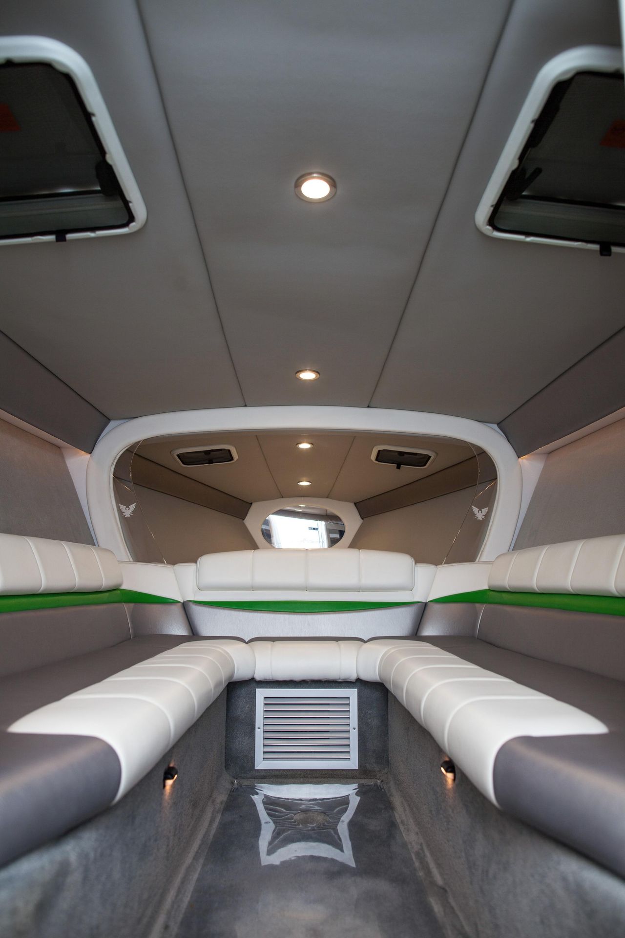 2008 Formula 353 FASTech - Weber Yachts