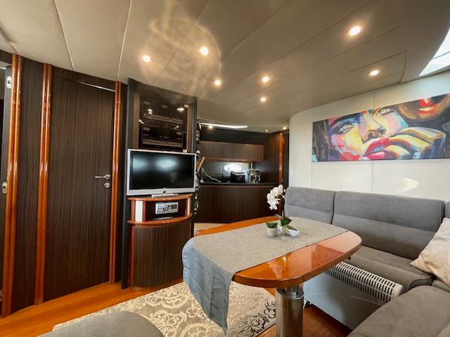 2003 Pershing 52 Motor Yachts for sale - YachtWorld