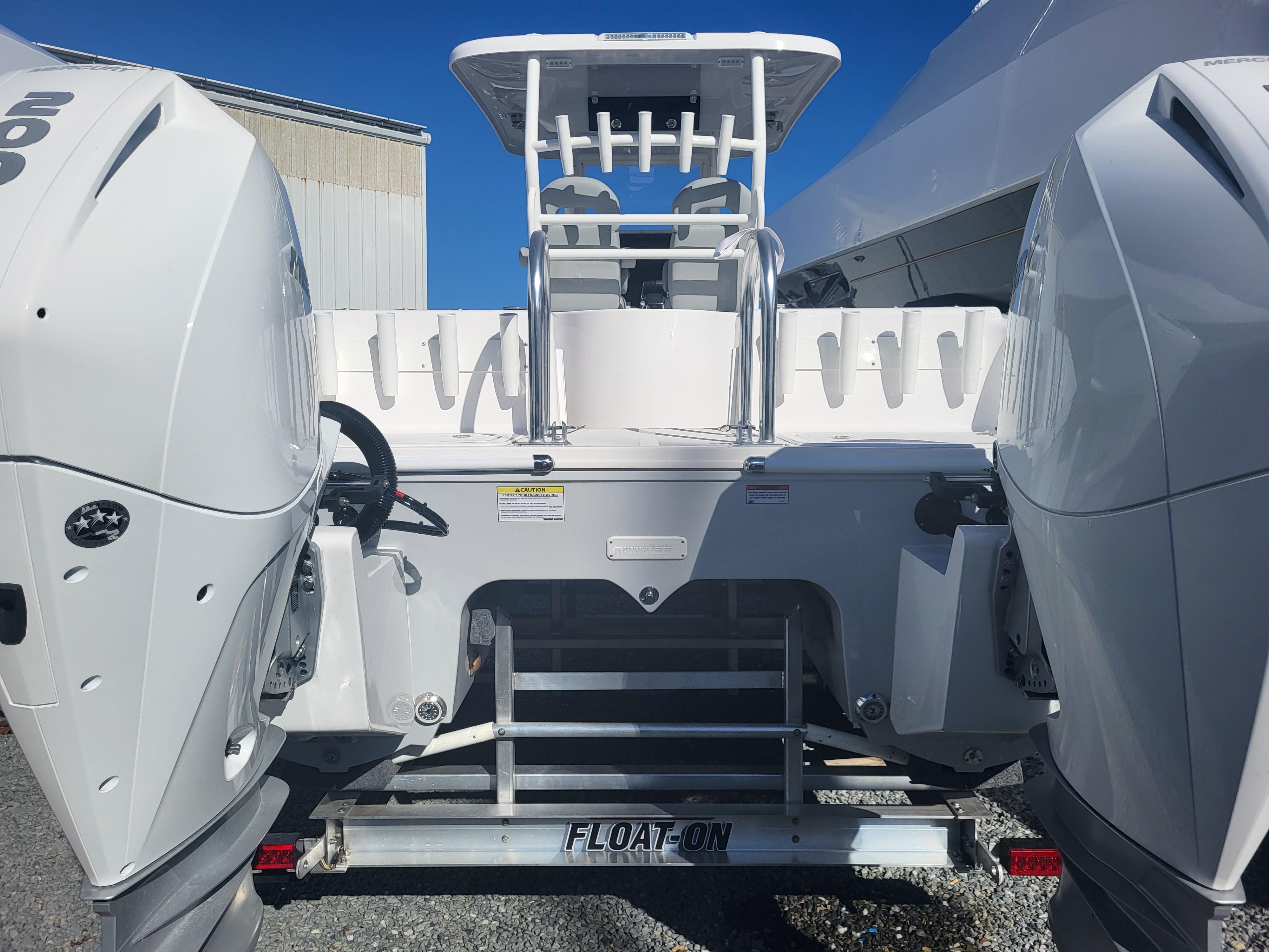 2023 Twin Vee 260 GFX Katamaran Kaufen - YachtWorld