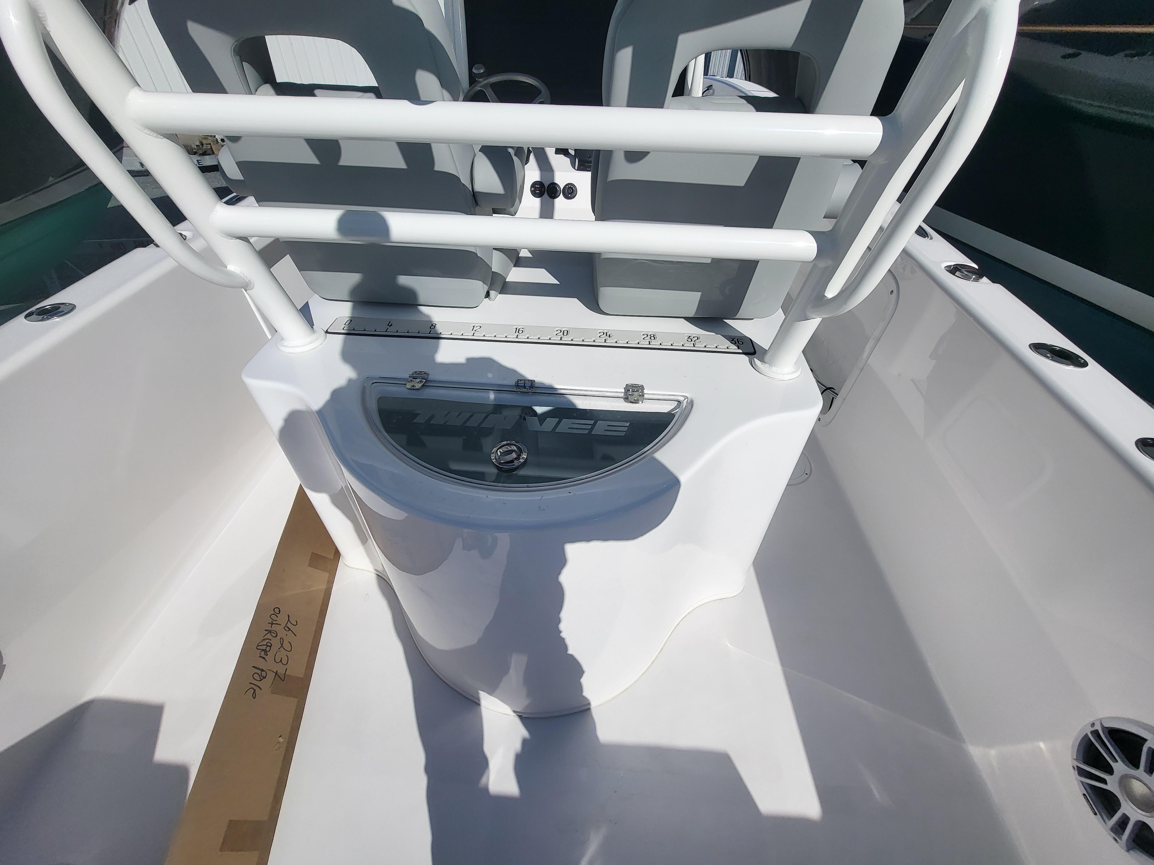 2023 Twin Vee 260 GFX Power Catamaran for sale - YachtWorld