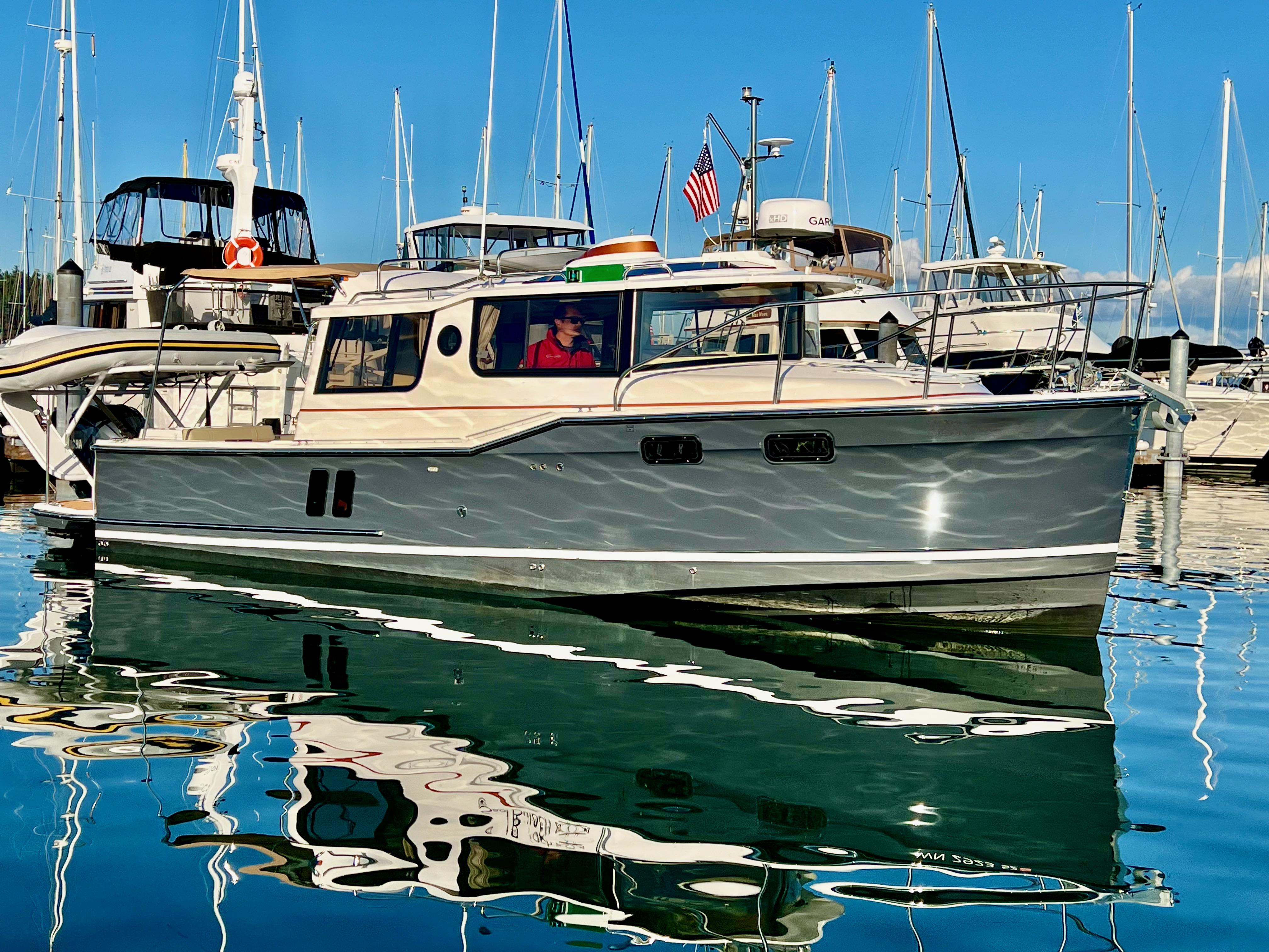 Used 2022 Ranger Tugs R-27 - Washington | TopBoats