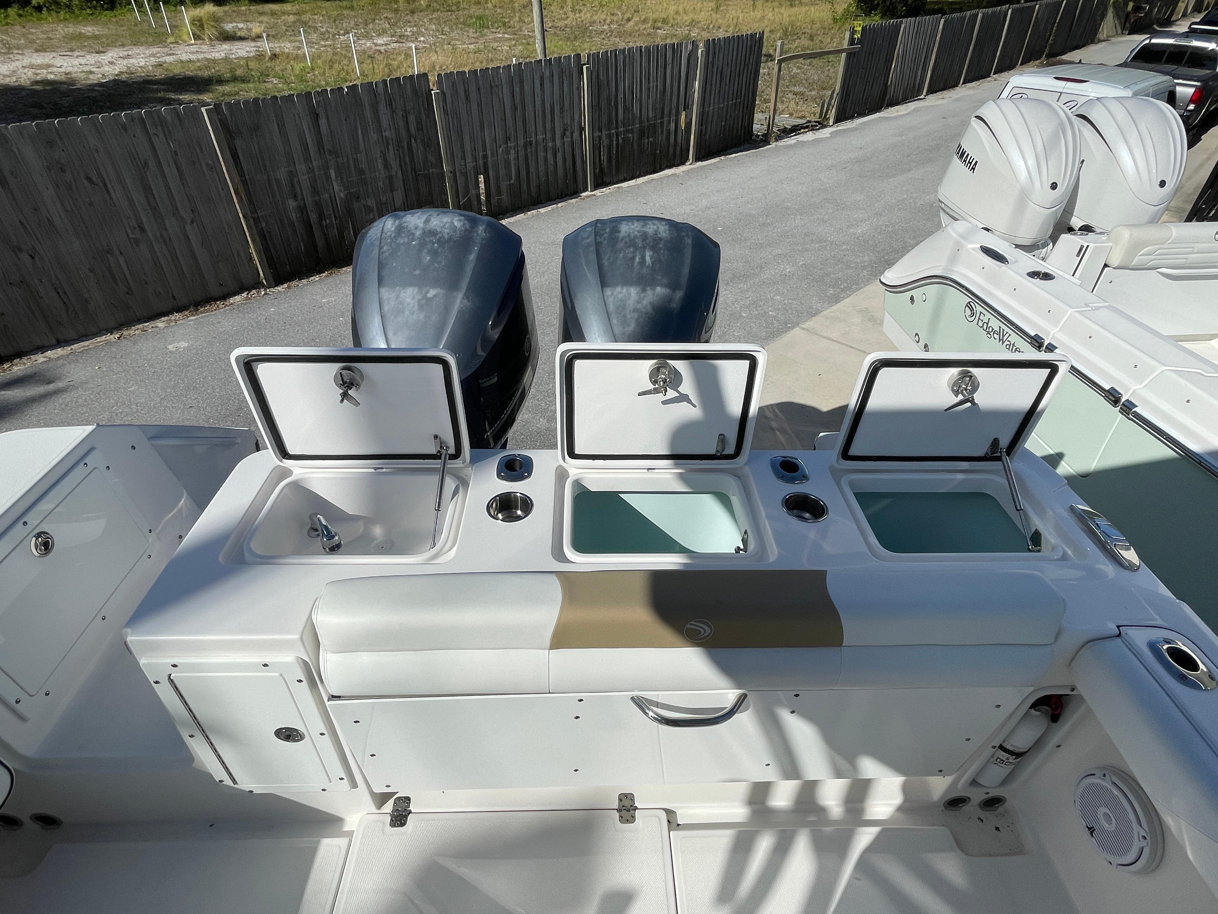 2016 Edgewater 280 CX Barcos de doble consola en venta - YachtWorld