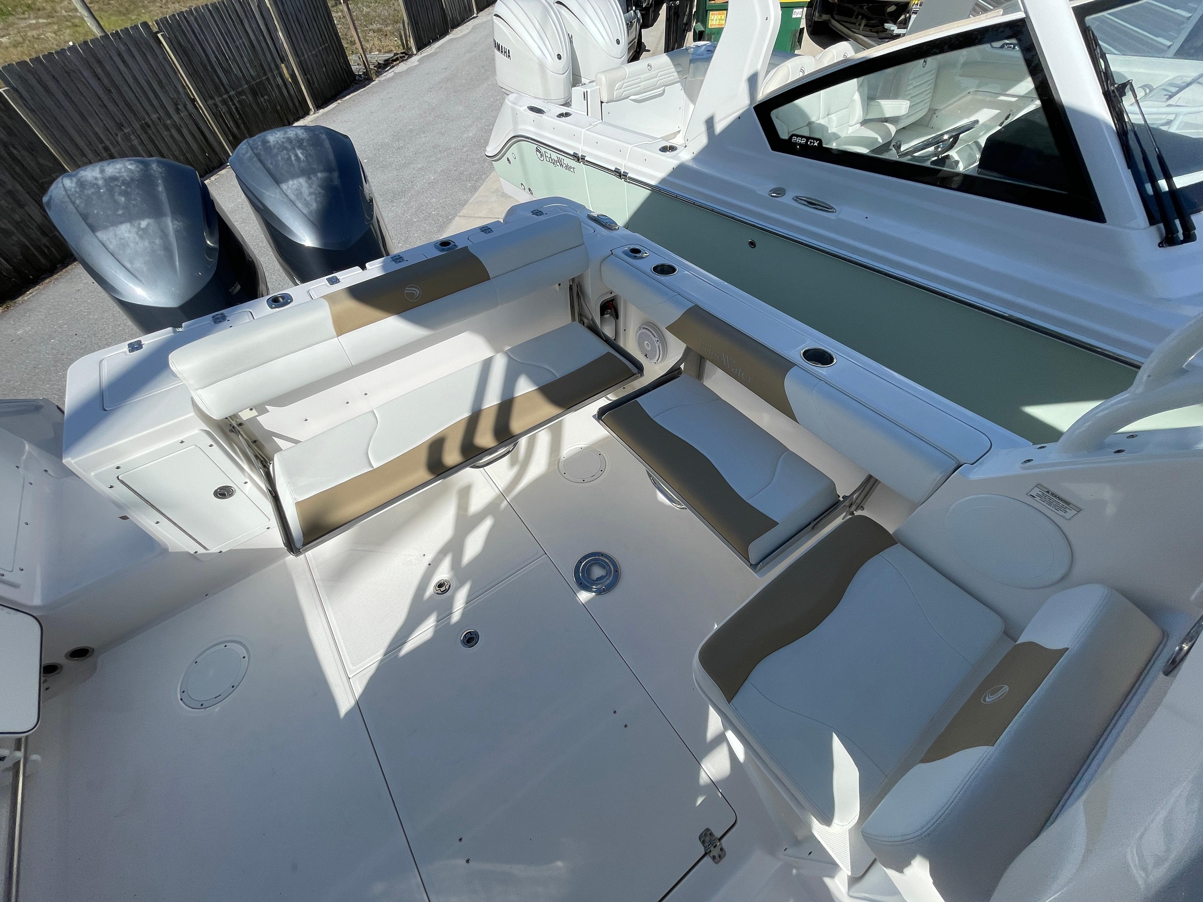 2016 Edgewater 280 CX Barcos de doble consola en venta - YachtWorld