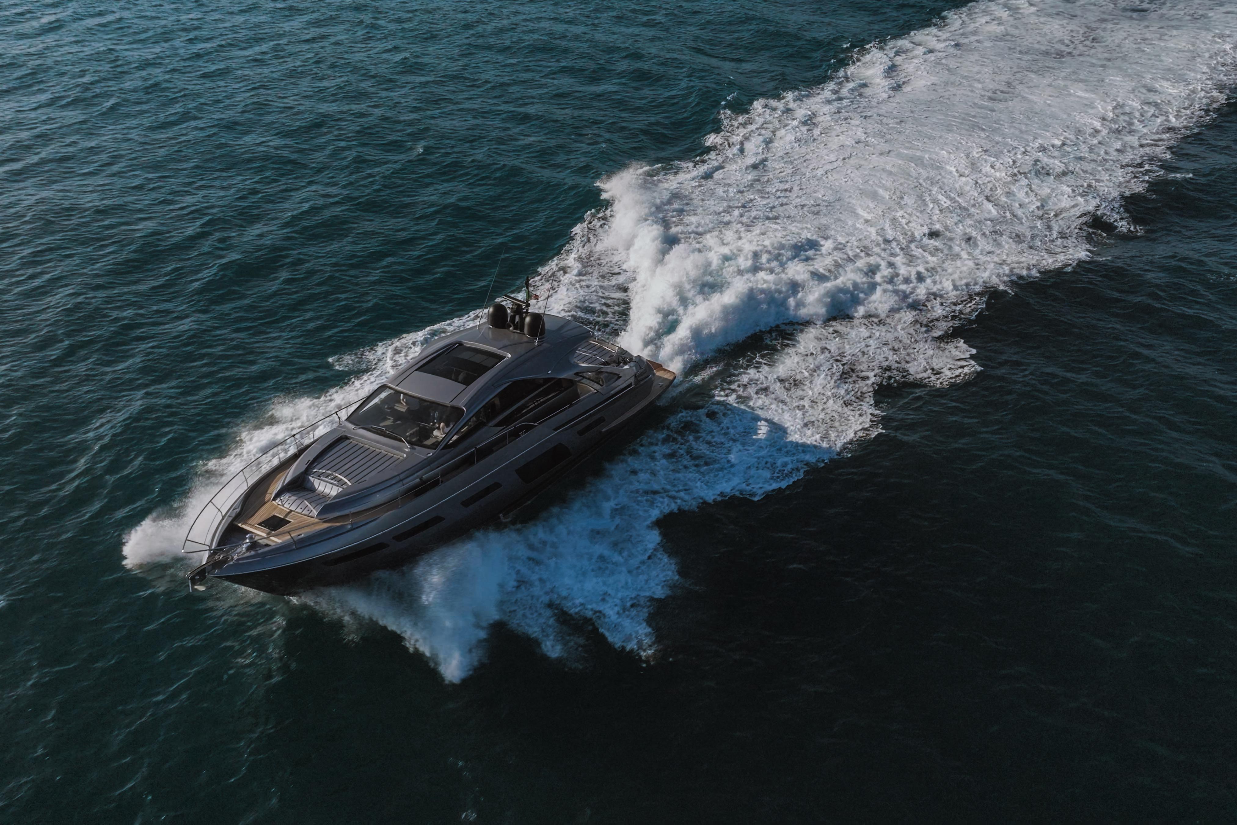 2022 Pershing 7X Sports Cruiser for sale - YachtWorld