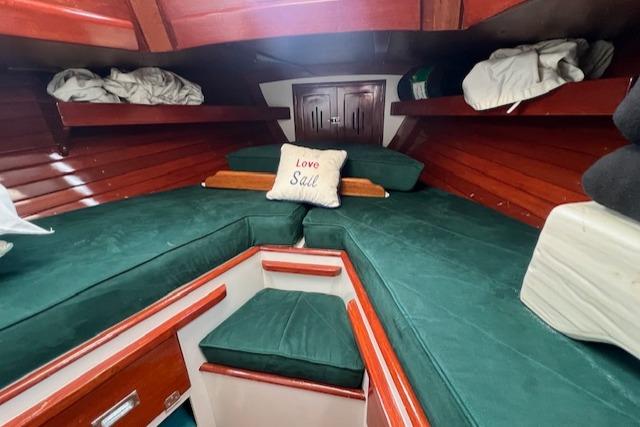 1967 Hinckley Pilot 35 Sloop (Hull #100) Sloop for sale - YachtWorld