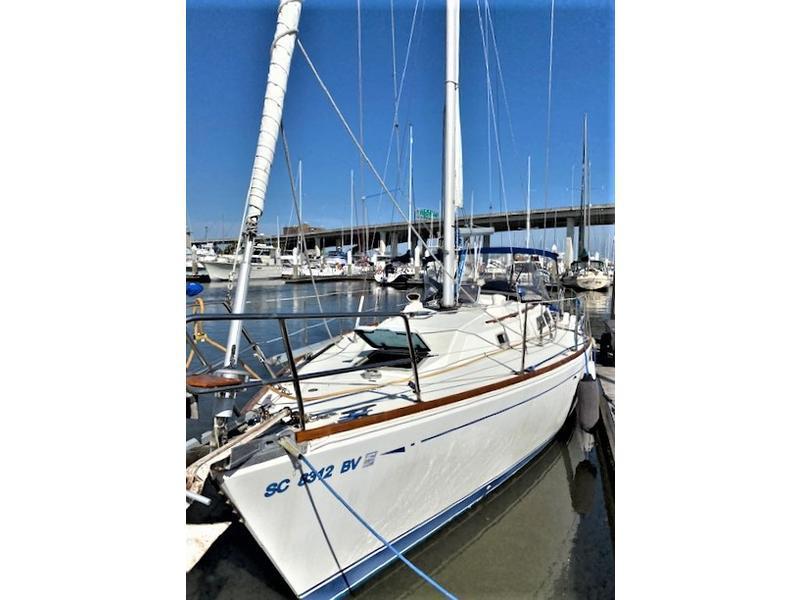 1987 CAL 33 Segelyacht Kaufen - YachtWorld