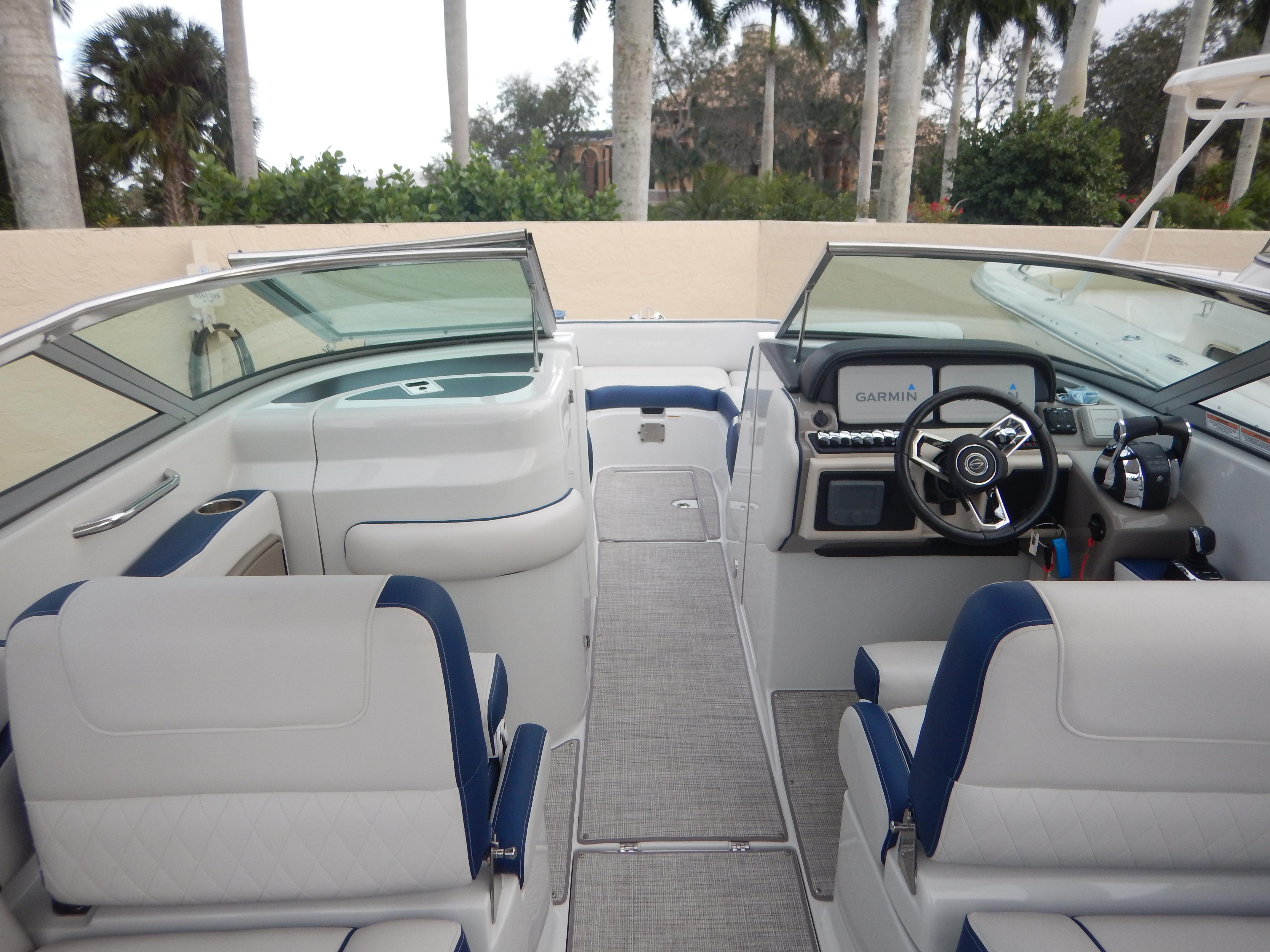 2021 Crownline 305 SX Runabout for sale - YachtWorld