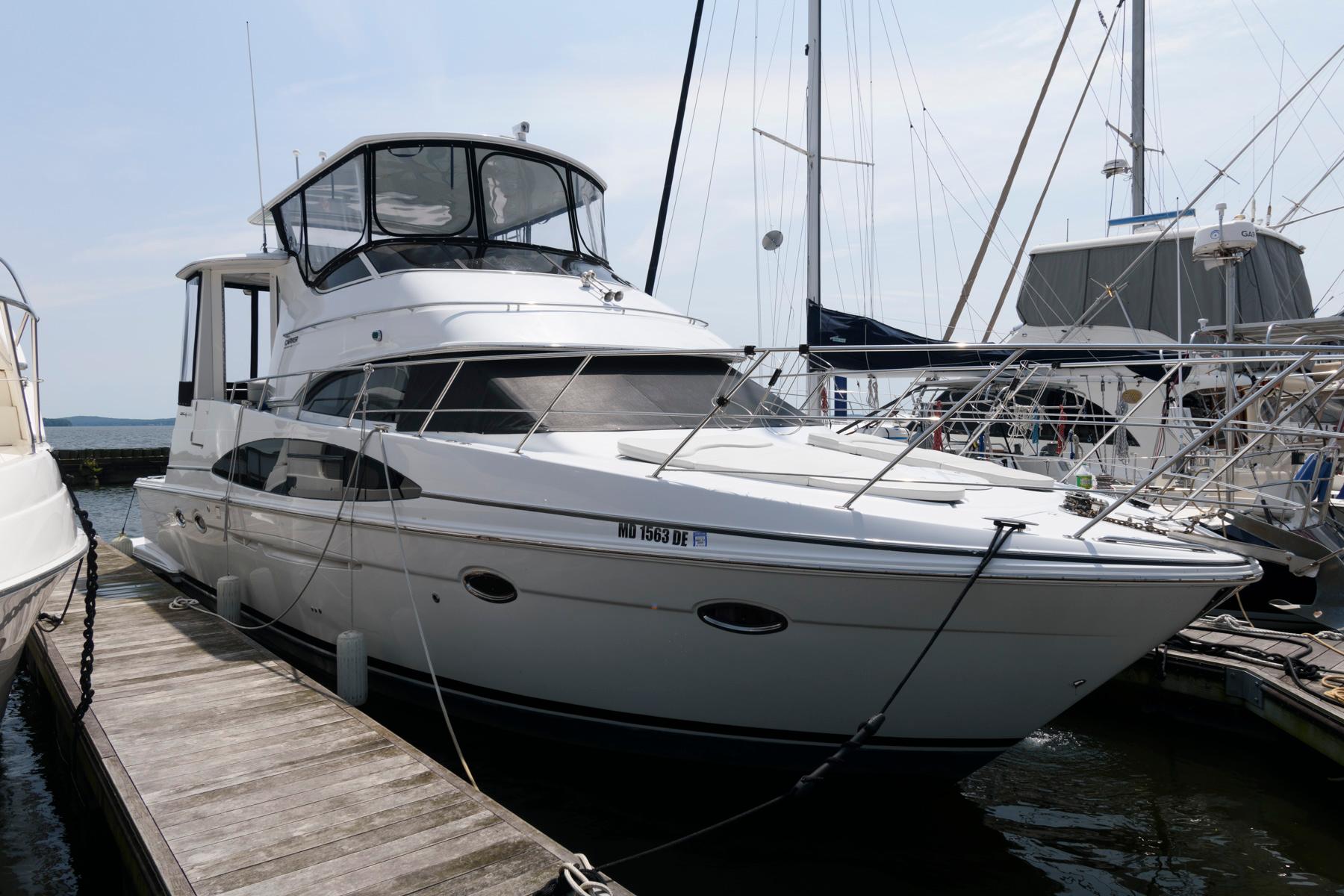 2003 Carver 444 Cockpit Motor Yacht Motor Yachts for sale - YachtWorld